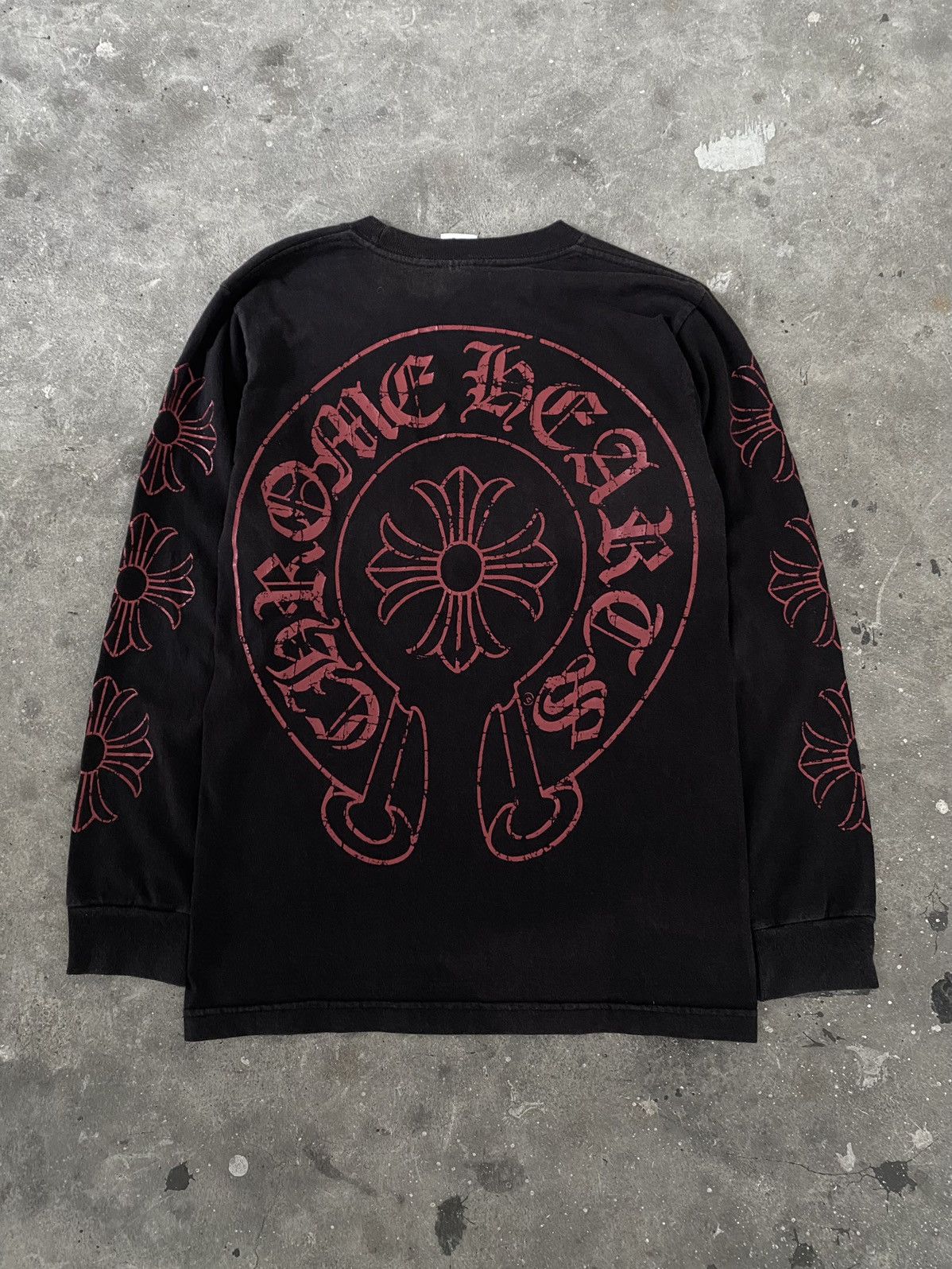 Chrome Hearts Chrome Heart Red Horseshoe Pocket Longsleeve Chrome Hearts Chrome Heart Red Horseshoe Pocket Longsleeve