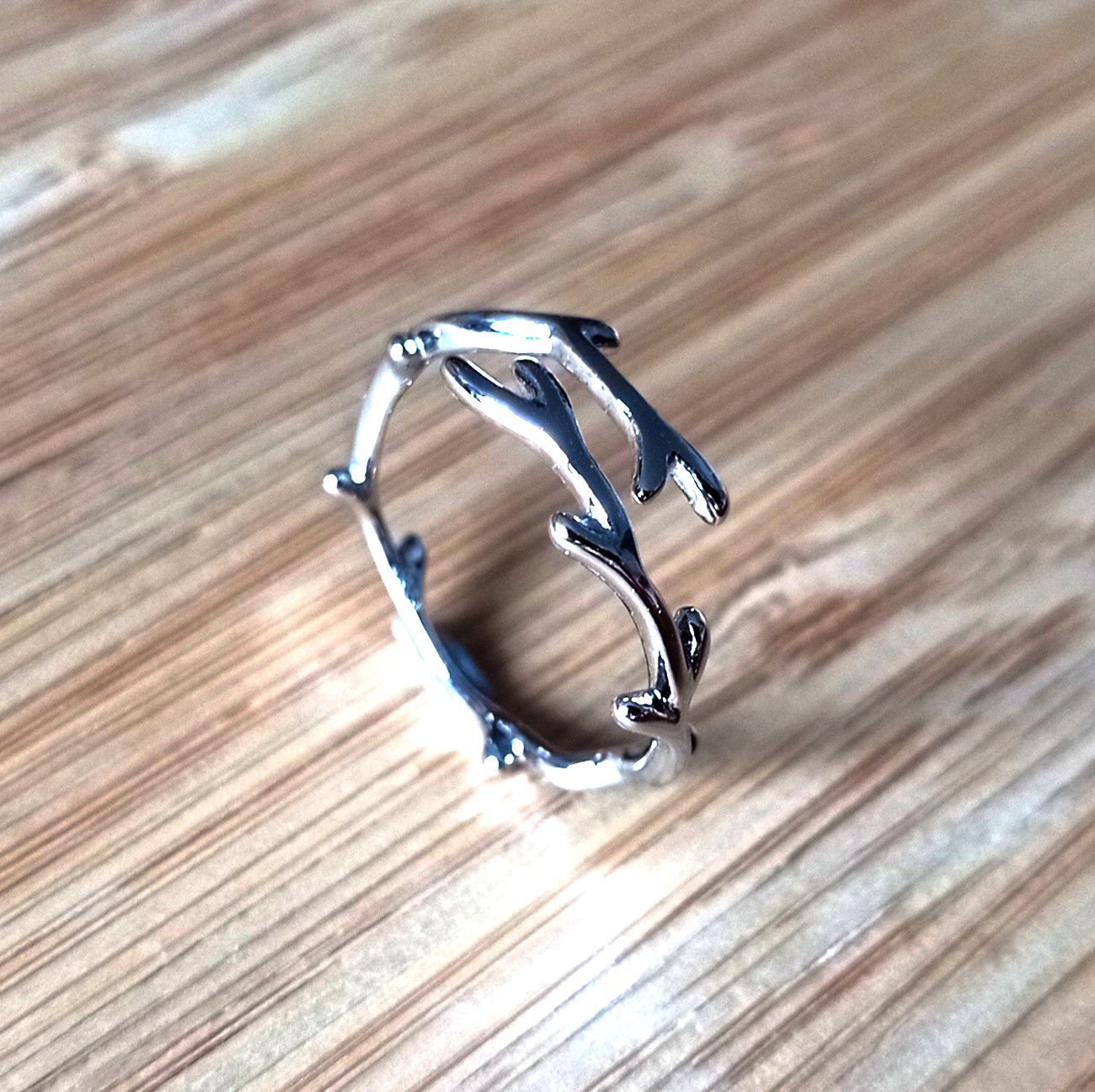 Designer × Silver × Vintage Punk Rock Tree of Life Tiny Silver Ring ...