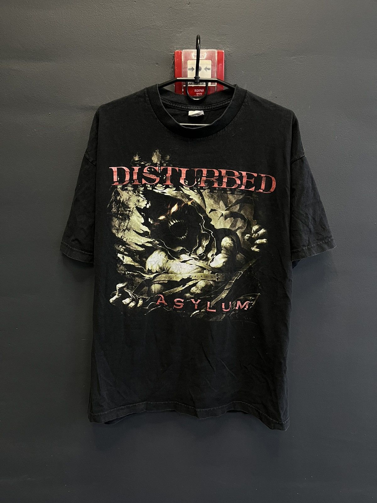 Band Tees × Streetwear × Vintage Vintage 00s Disturbed Asylum Band ...