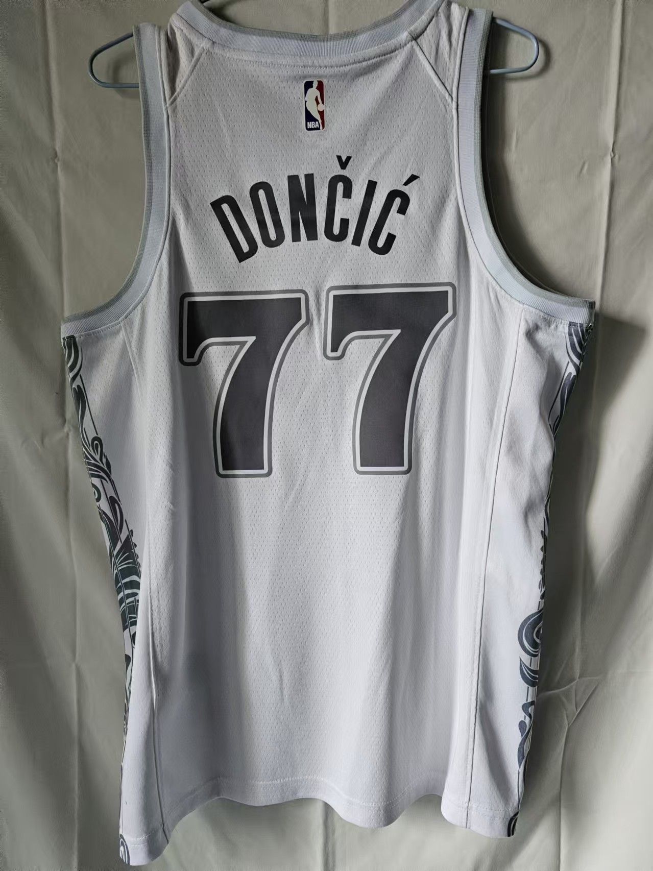 NBA Dallas Mavericks #77 Luka Dončić Jersey City Edition | Grailed