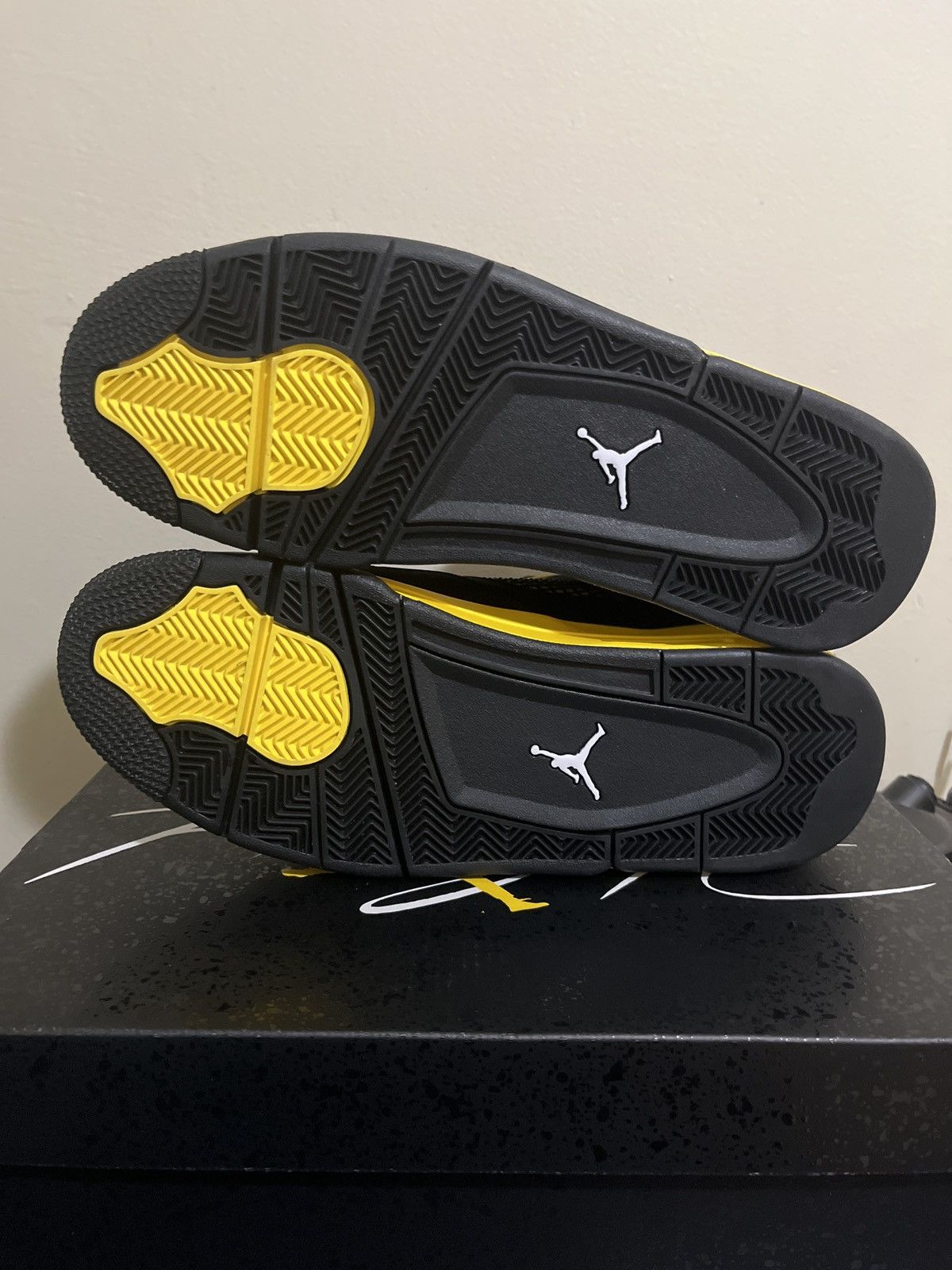 Jordan Brand × Nike Jordan 4 retro thunders “2023” | Grailed