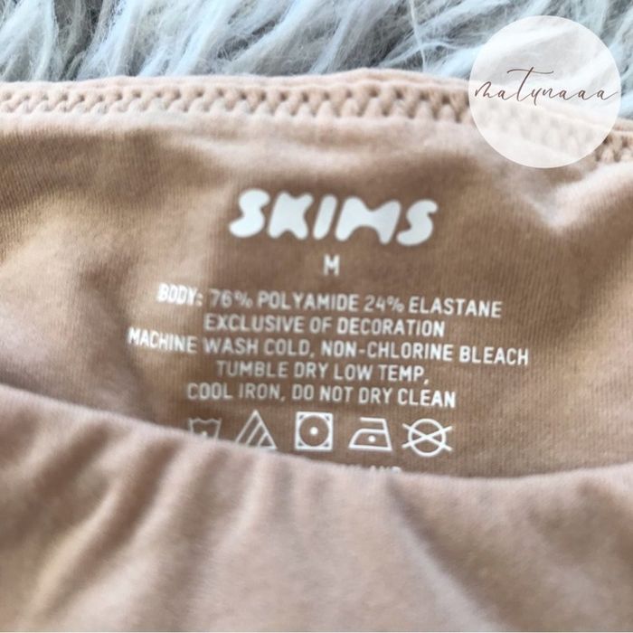 SKIMS Skims Fits Everybody High Neck Bodysuit in Clay M | Grailed