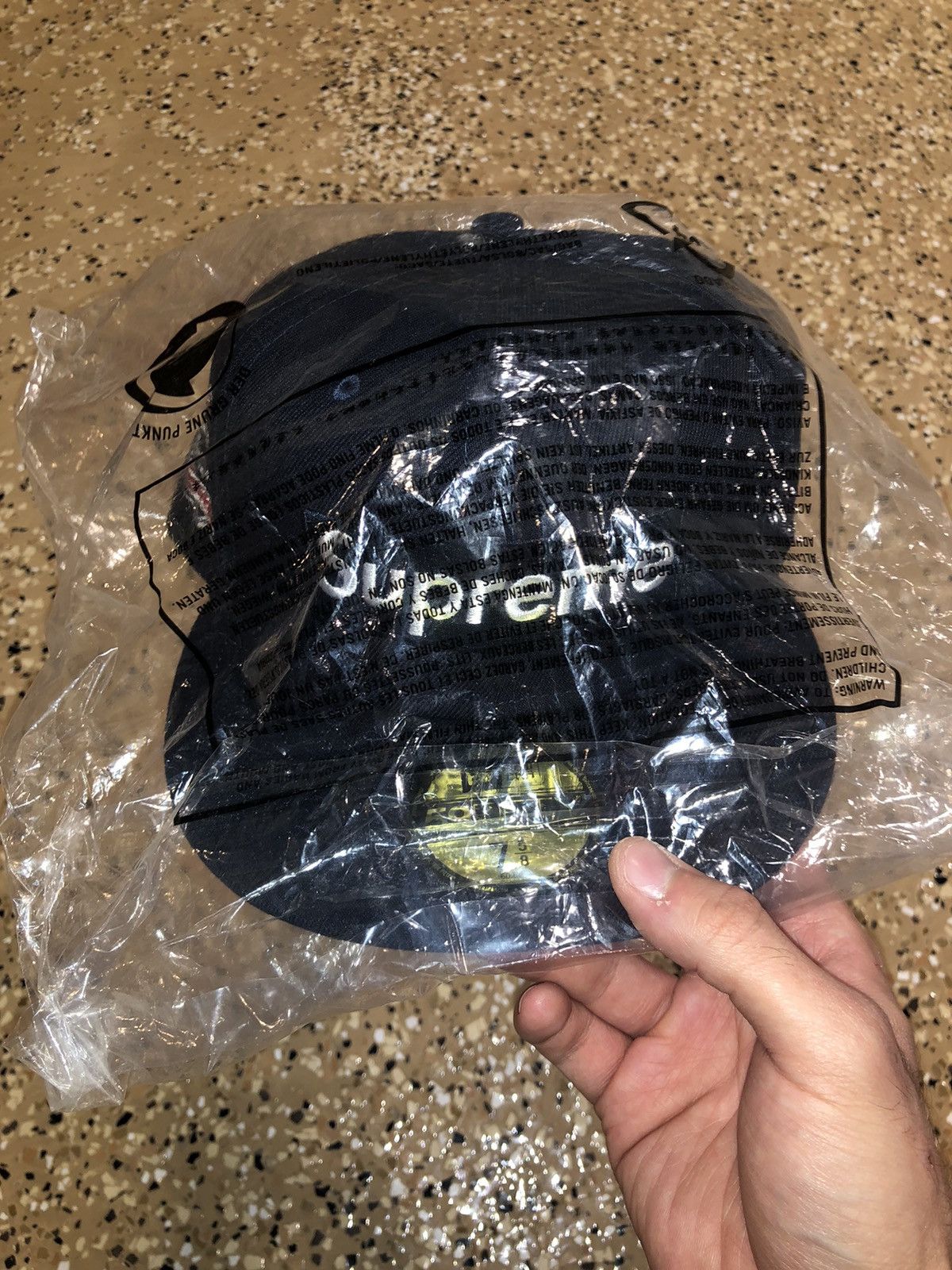 Supreme Supreme No Comp Box Logo New Era Hat | Grailed