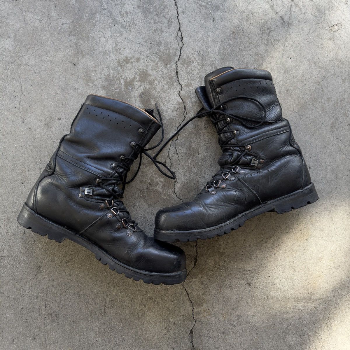Vintage Black leather Austrian alpine boots | Grailed