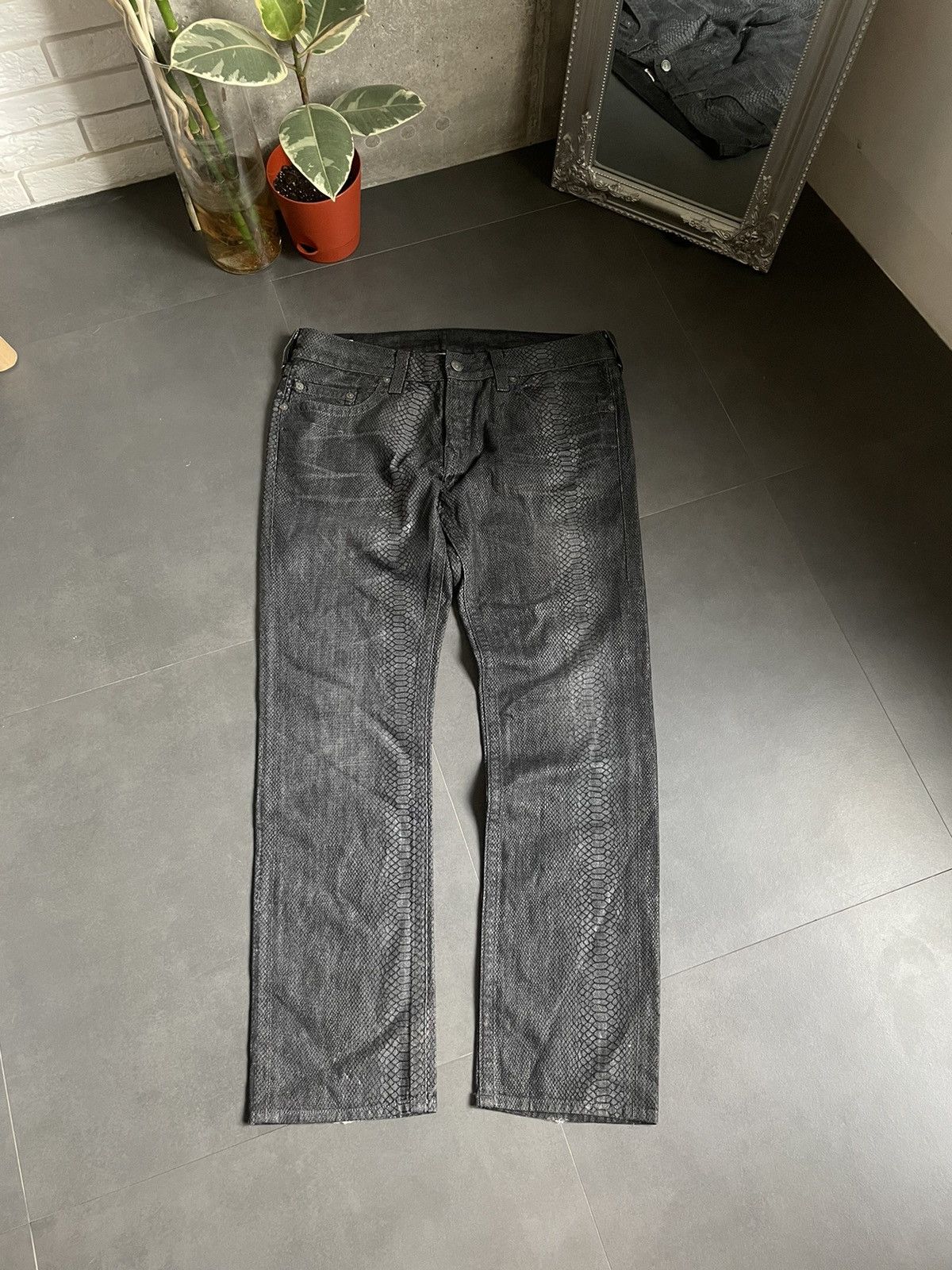 20471120 × Avant Garde × True Religion Vintage RARE True Religion Chief ...