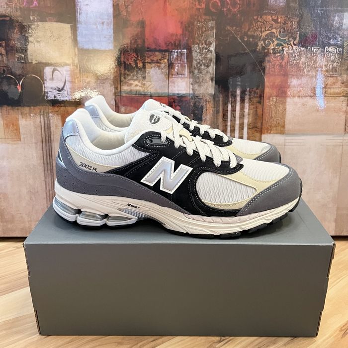 New Balance New Balance 2002R Magnet / Timberwolf / Sandstone / Black | Grailed