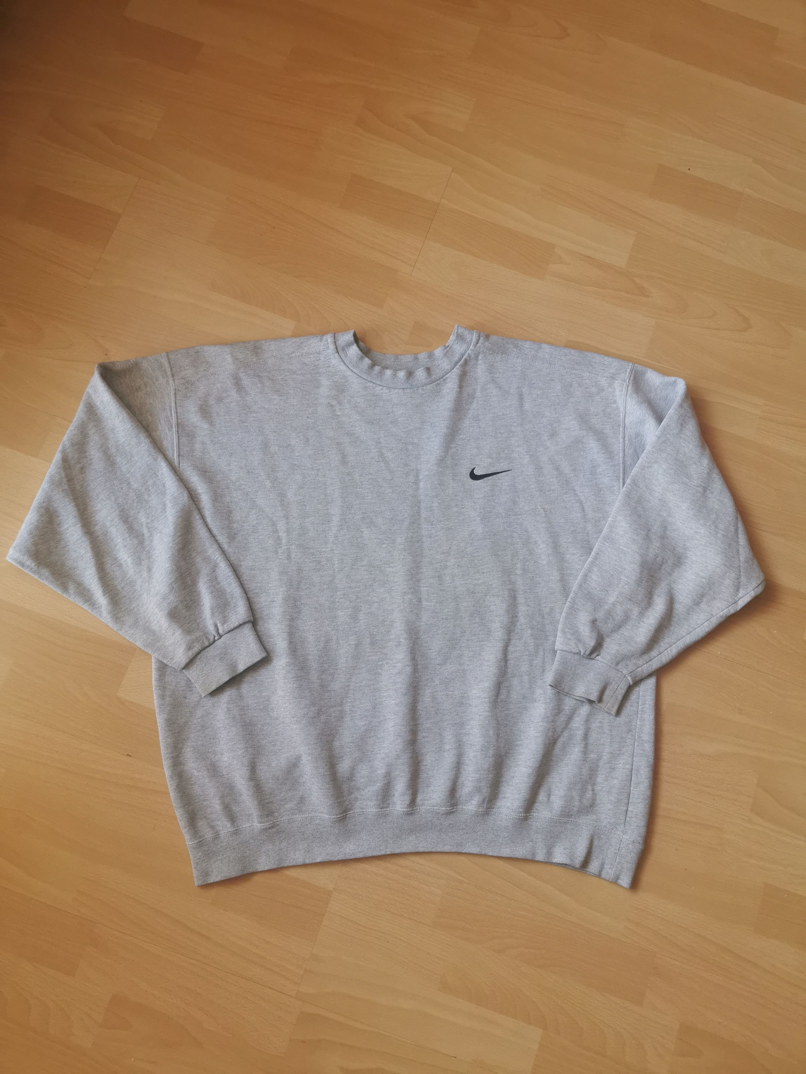 Nike × Vintage Nike vintage crewneck 90s basic swoosh | Grailed