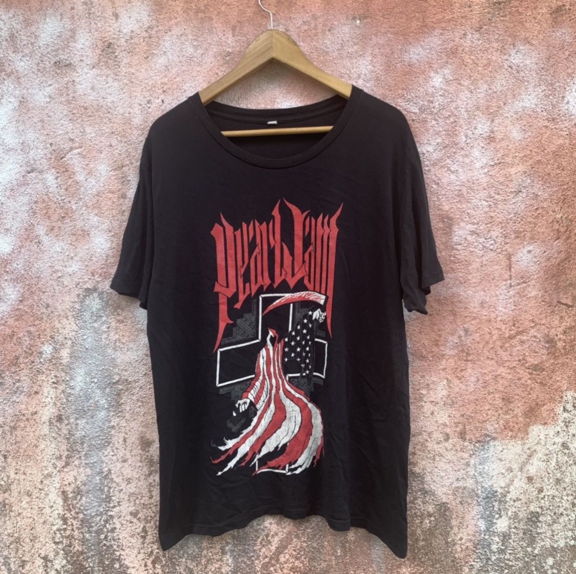 Band Tees Vintage Faded Y2K Pearl Jam Band Tee | Grailed
