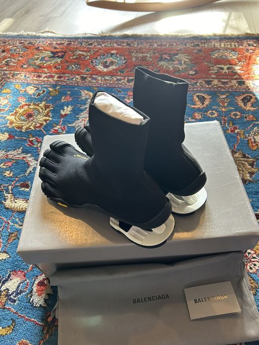 Balenciaga Balenciaga Vibram Five Fingers Flex Toe Shoe Xpander Heel ...
