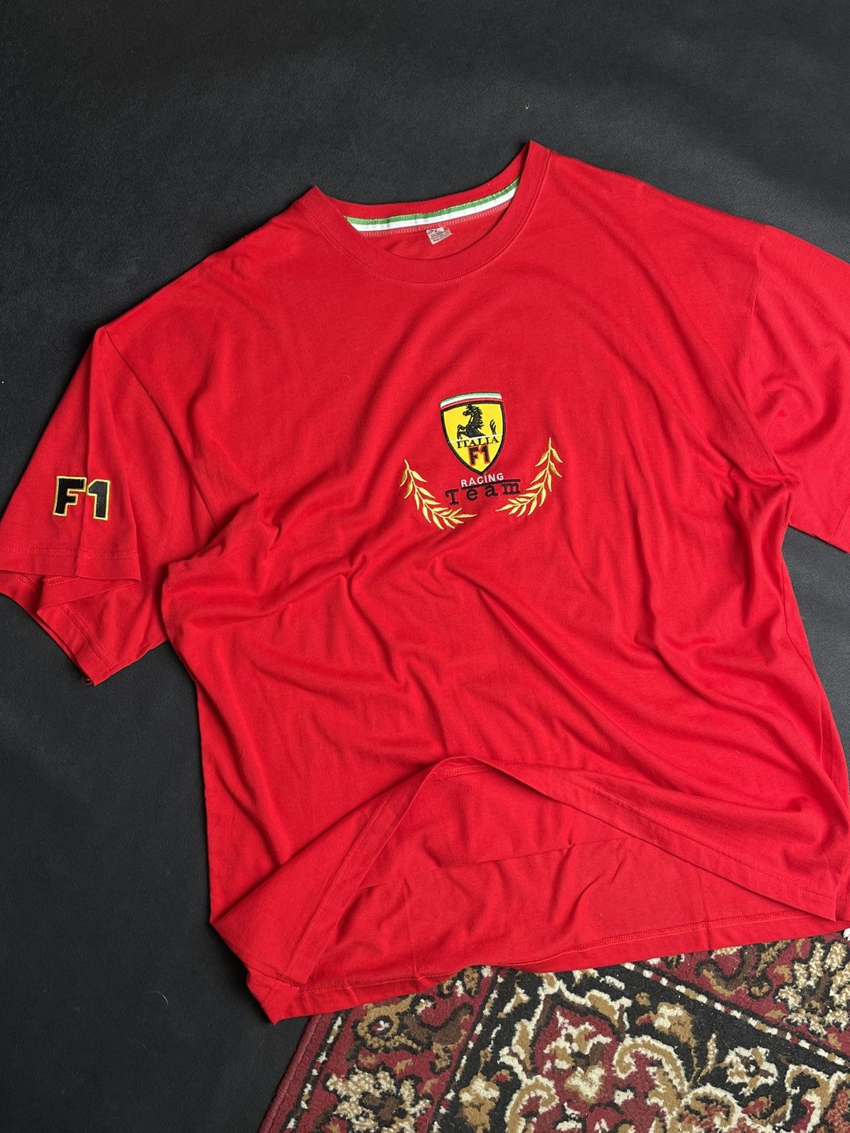 Vintage Vintage 90's FERRARI Italian Motorsport F1 Racing T-Shirts ...