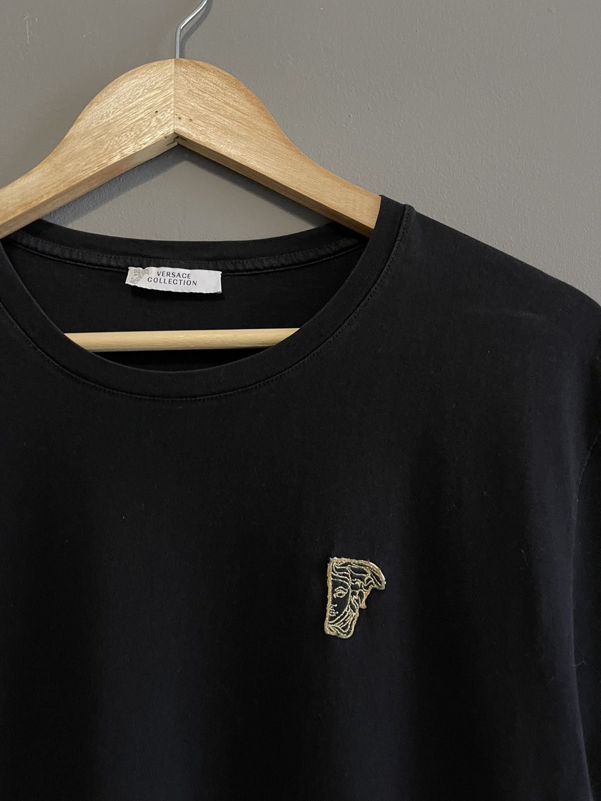 Versace Versace T Shirt medusa logo black rare old money | Grailed