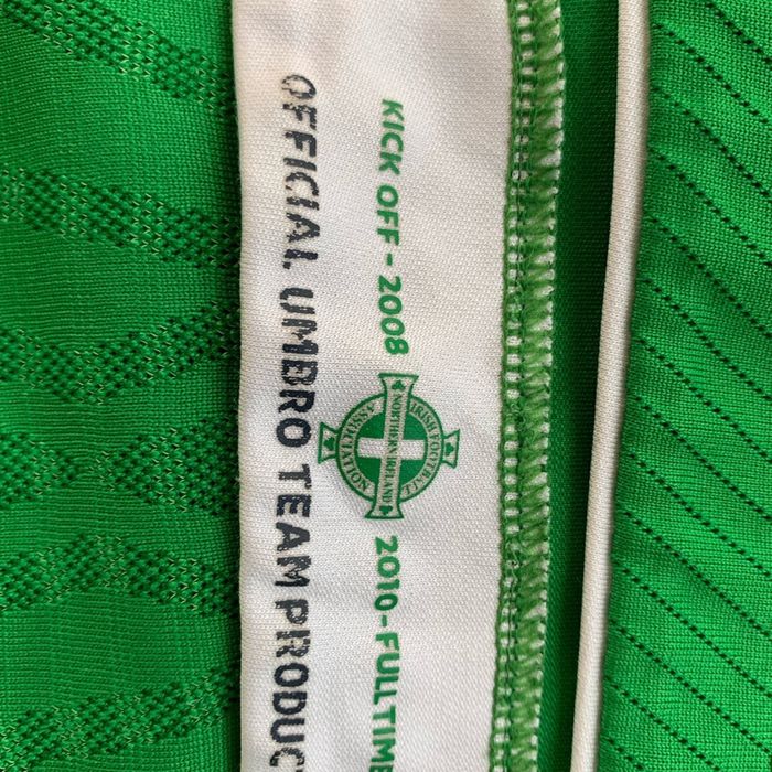 Umbro UMBRO 2008 IFA NORTHERN IRELAND GAME WORN SOCCER JERSEY MENS ...