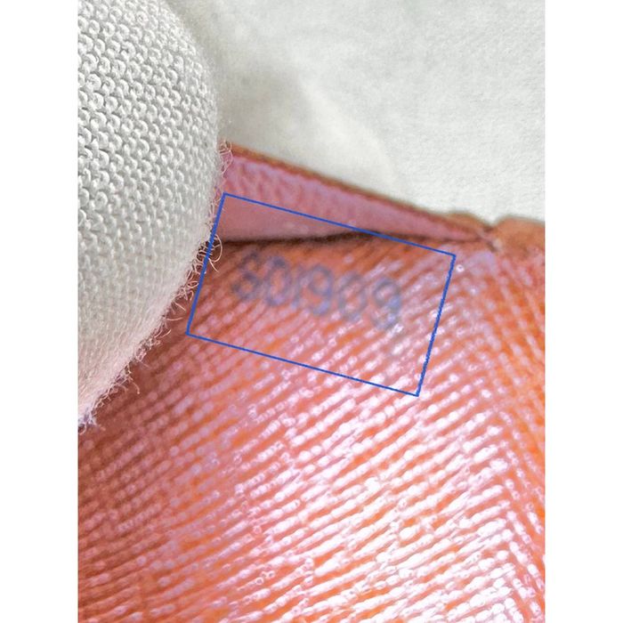 Louis Vuitton Louis Vuitton Crossbody Wallet | Grailed