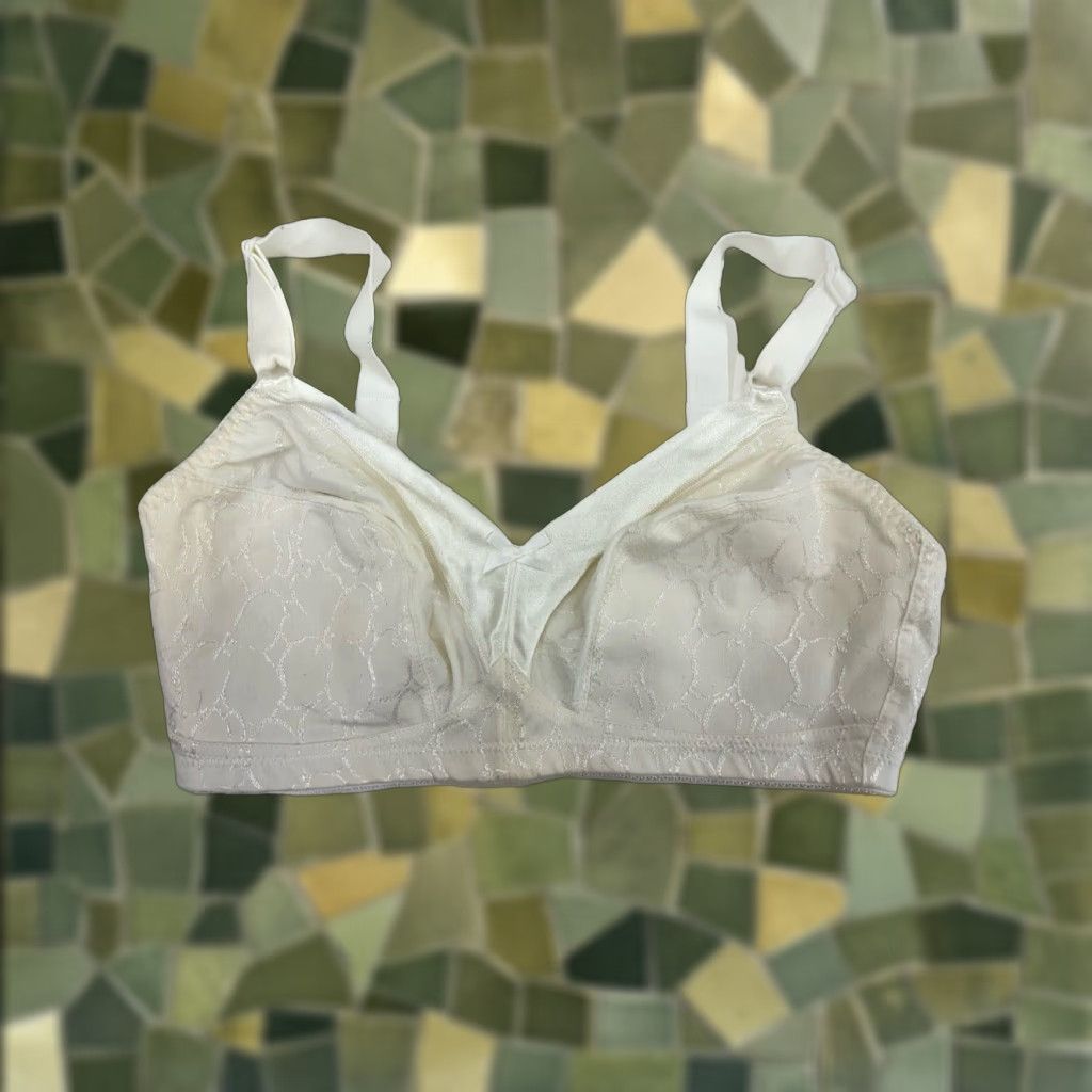 Vintage Bali Womens Bra 36D Extra Large XL White Floral Wireless | Grailed
