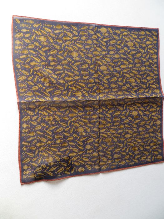Drakes FISH BONE HAND ROLLED EDGE POCKET SQUARE | Grailed