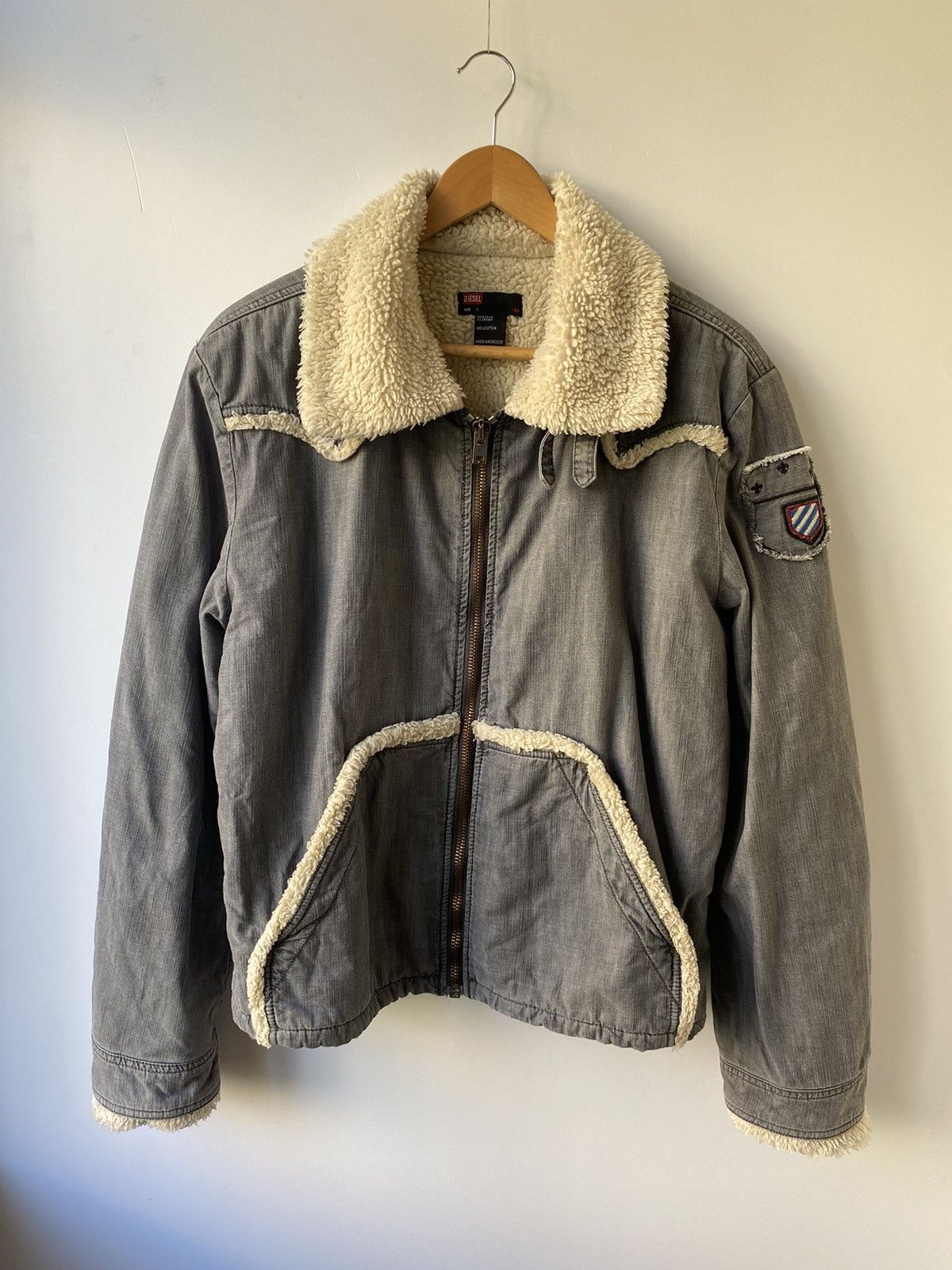 Diesel × Streetwear × Vintage 🇺🇸 Vintage 1990 Diesel Aviator Sherpa ...