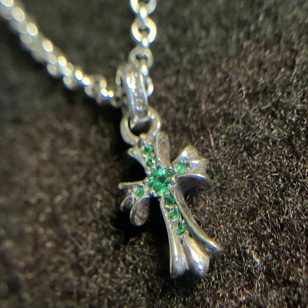 Chrome Hearts Emerald Baby Fat Cross Pendant | Grailed