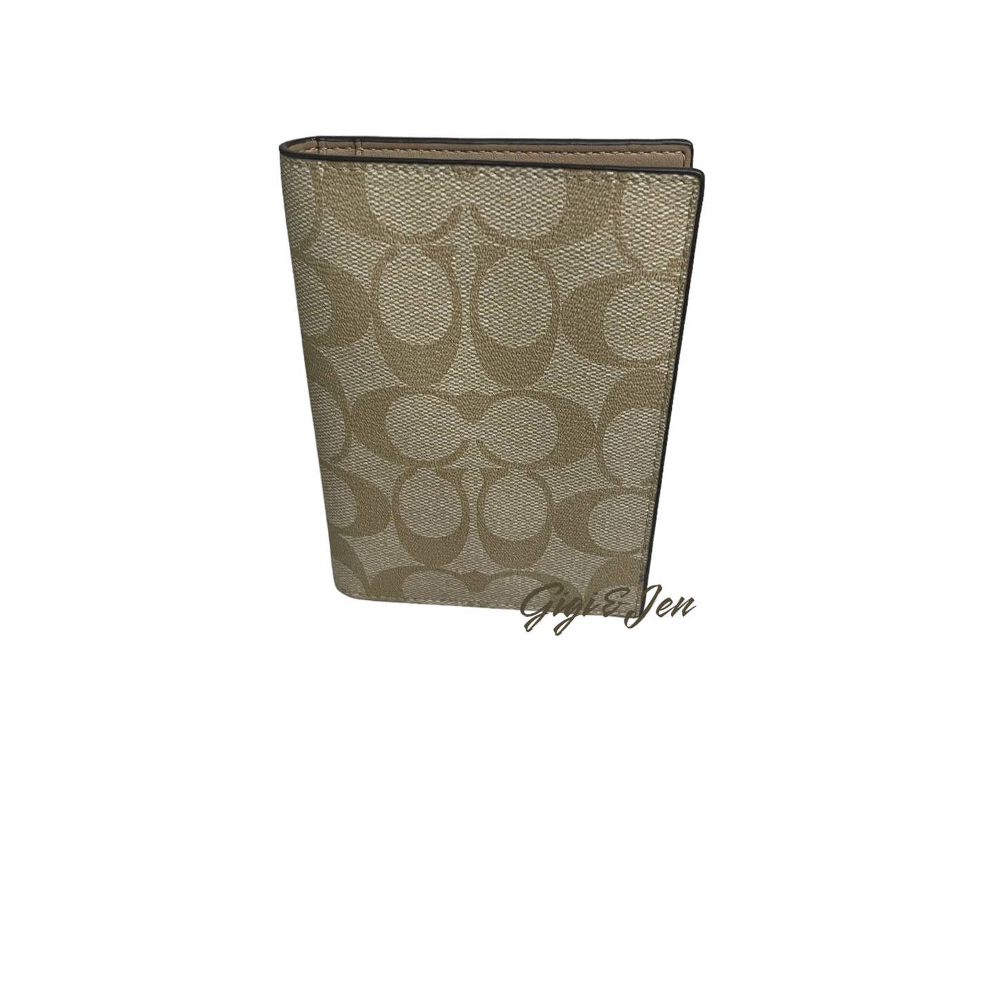 Coach Coach Passport Case In Signature Canvas New | Grailed