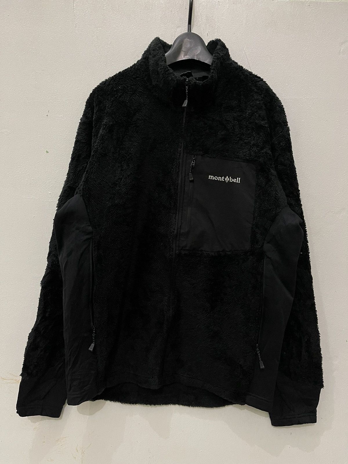 Japanese Brand × Montbell × Streetwear Black Plain Montbell Fleece ...