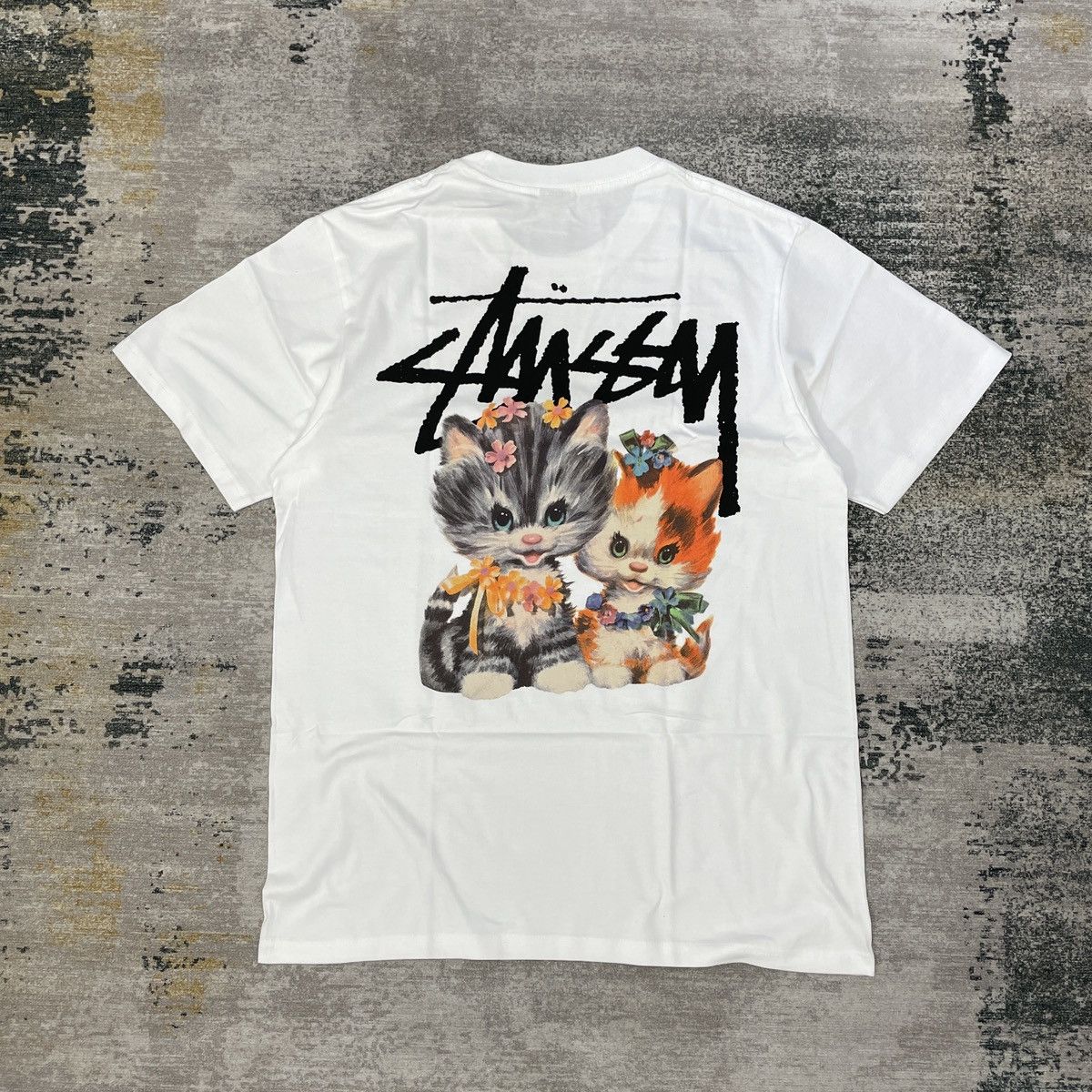 Stussy STUSSY KITTENS TEE IN WHITE // LARGE | Grailed