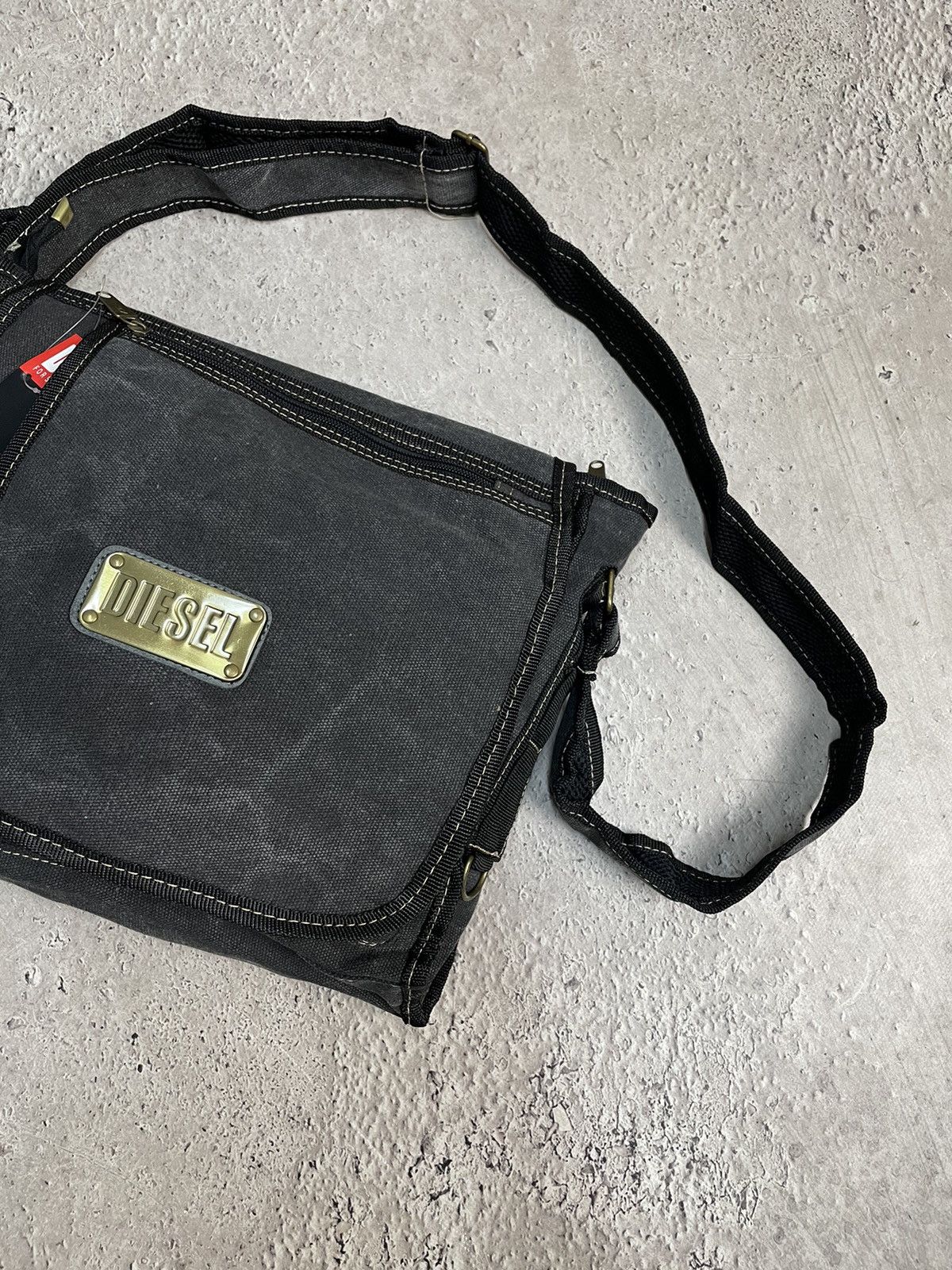 Diesel Diesel sling bag Vintage Y2K multi pocket bag military 90s | Grailed