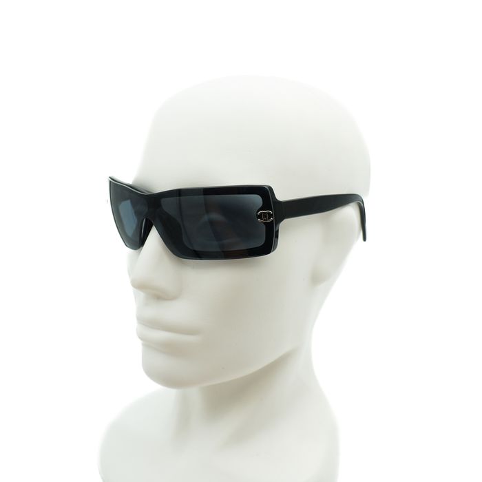 Chanel CHANEL 5067 Black Shield Mask Sunglasses Vintage 00s | Grailed