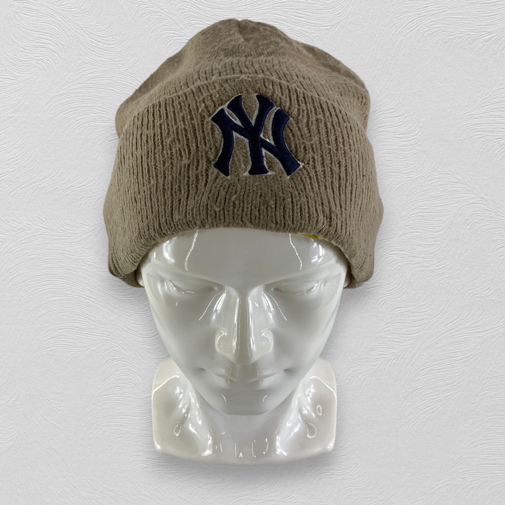 New York Yankees × Sportswear New York Yankees Snow Cap Hat Beanie ...