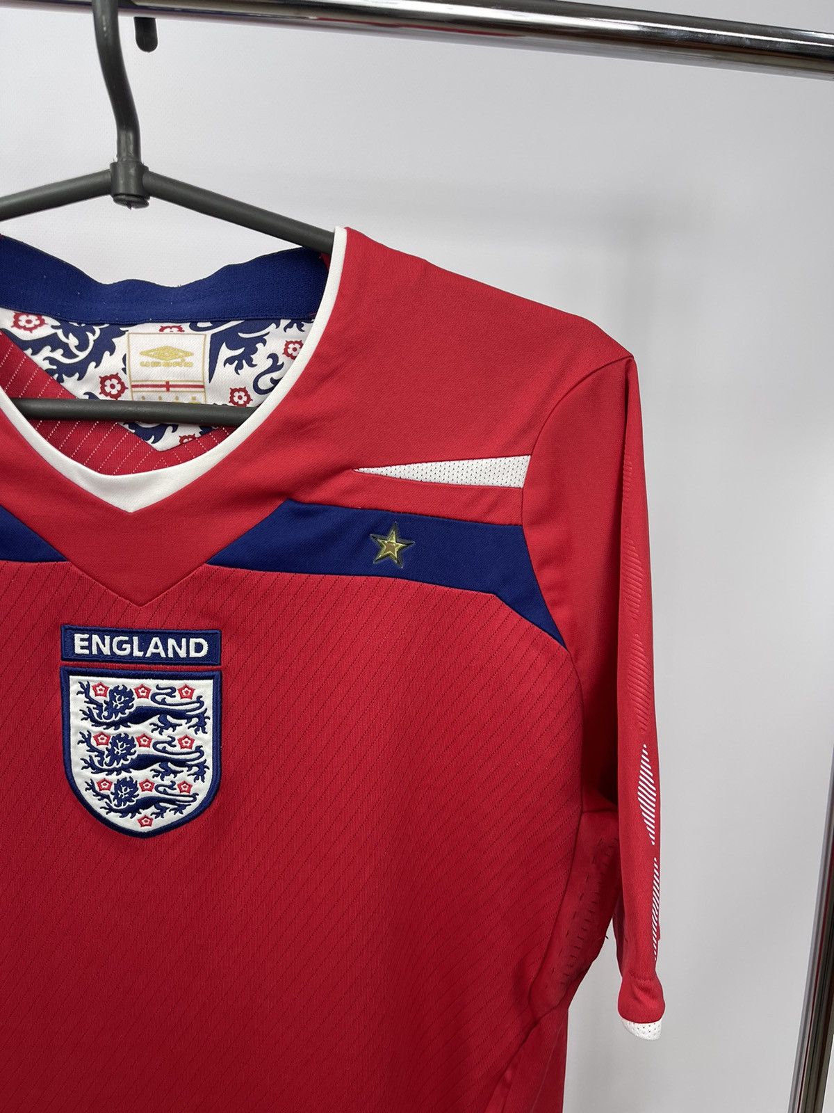 Soccer Jersey × Umbro × Vintage England 2008/10 Away Football Jersey ...