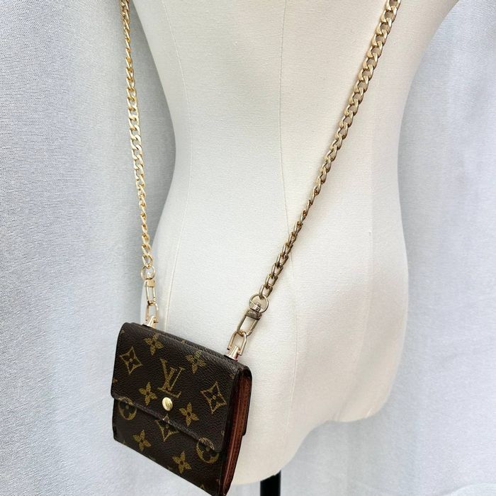 Louis Vuitton Louis Vuitton crossbody Wallet | Grailed