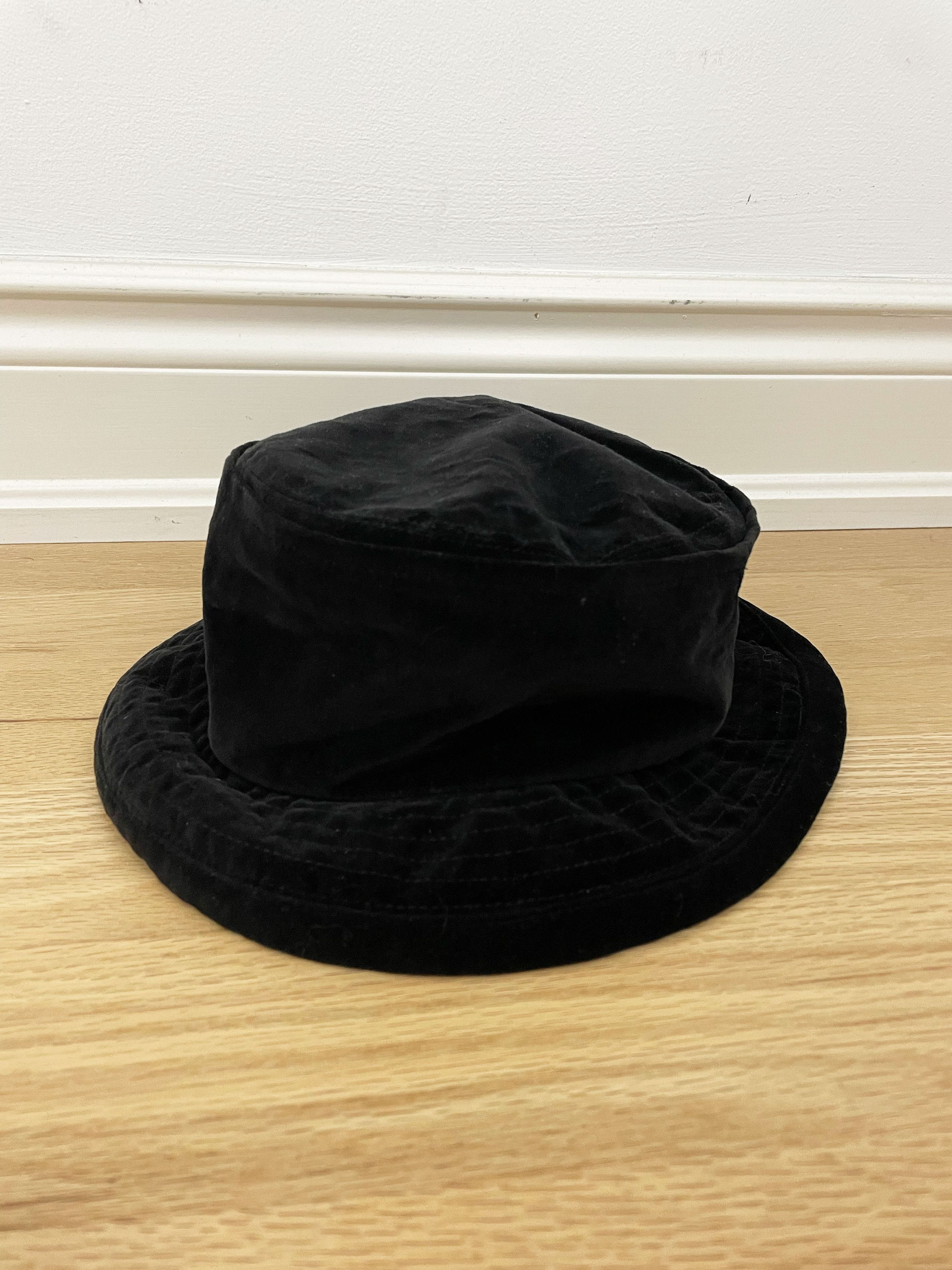 Junya Watanabe Velour Bucket Hat | Grailed