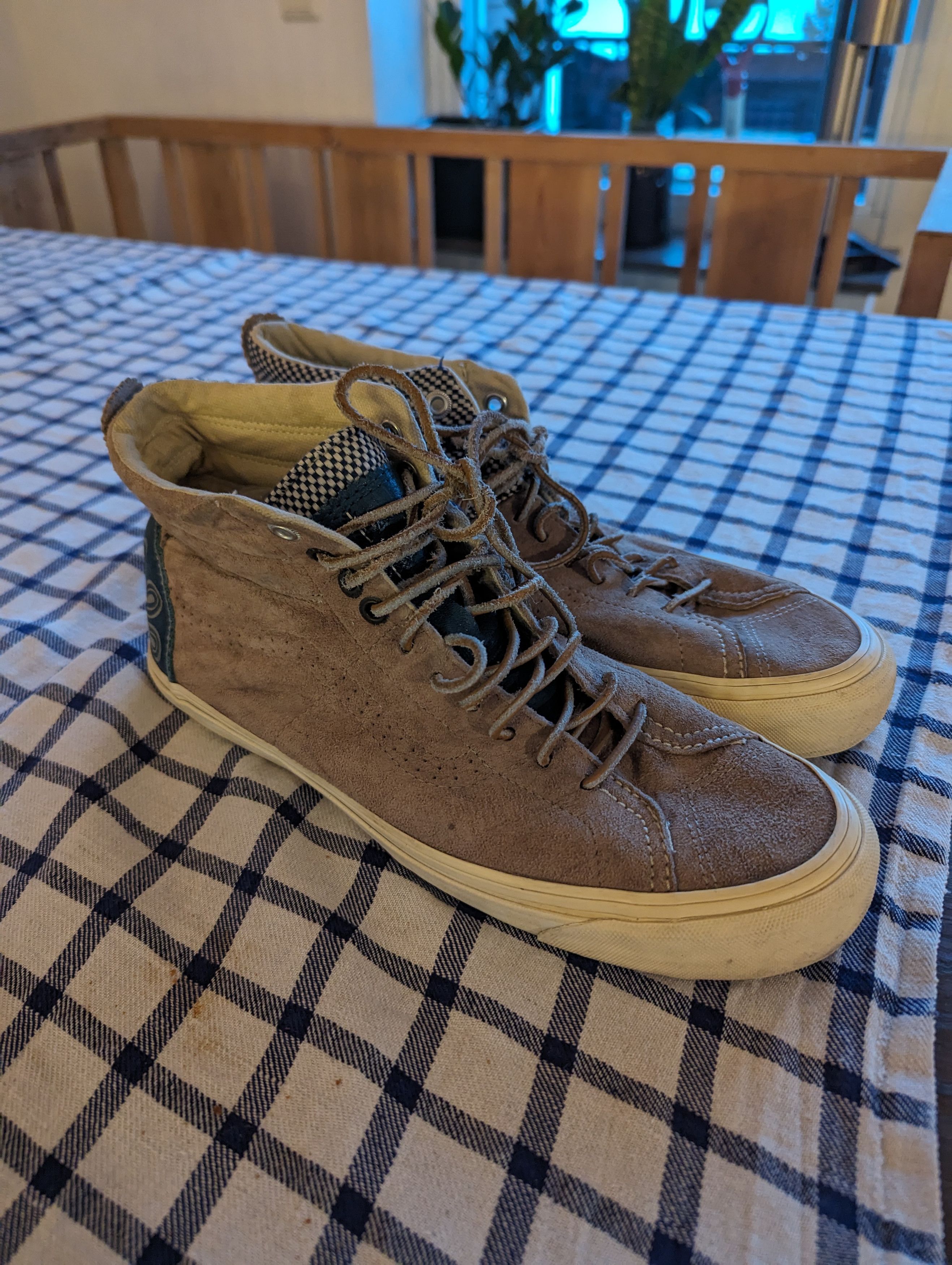Huarache hi top store