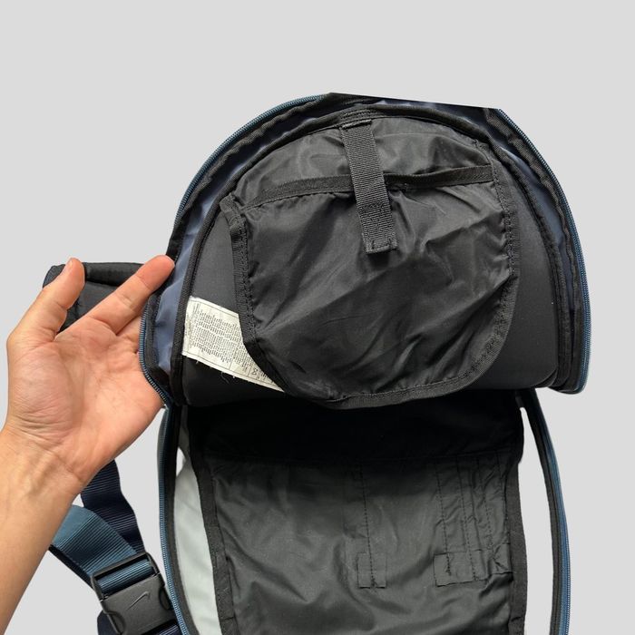 Nike Nike 2003 Walkman Utility Slingbag | Grailed