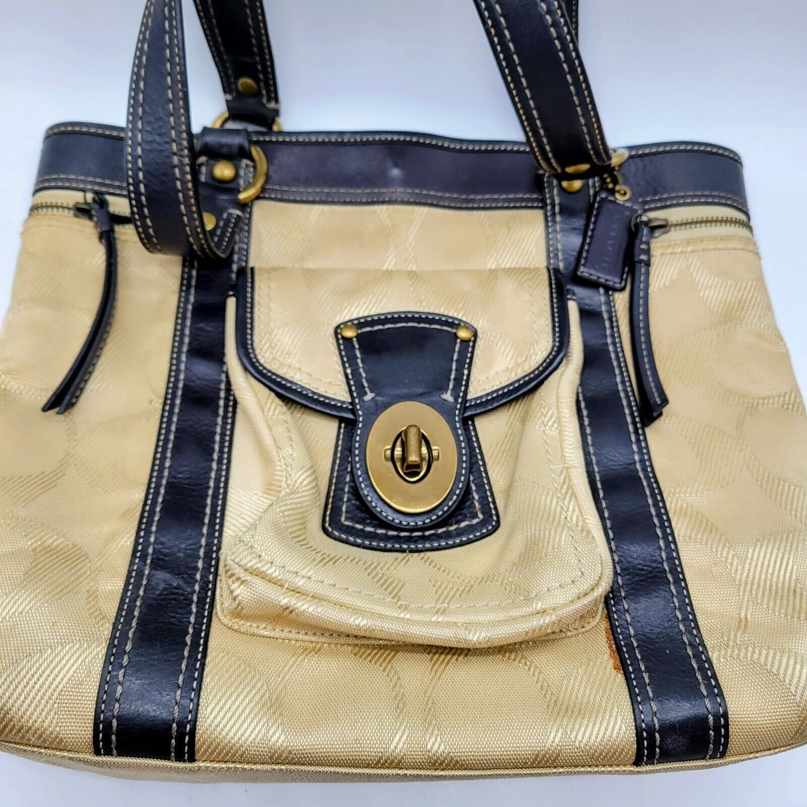 Coach Coach Legacy Canvas And Leather Tote Purse Classic Coach Des ...