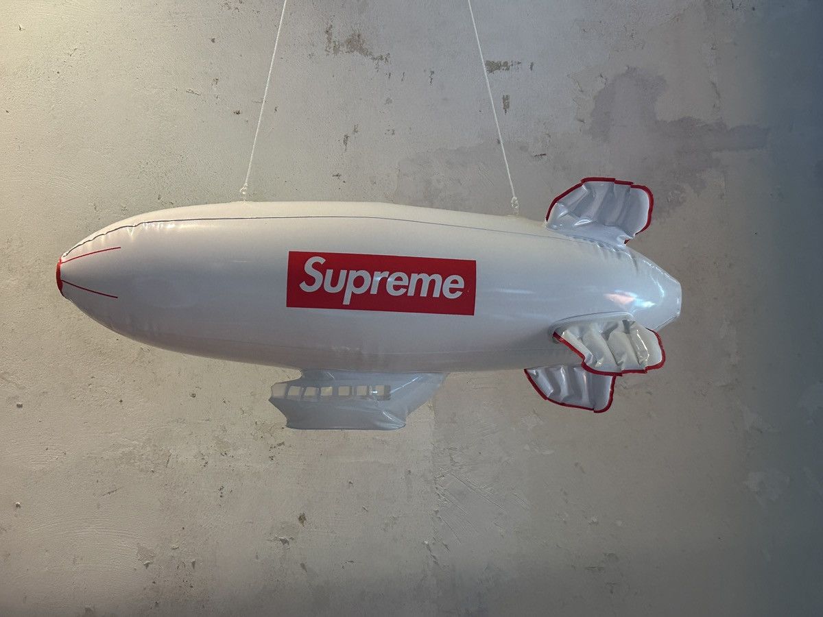 Supreme Supreme blimp | Grailed