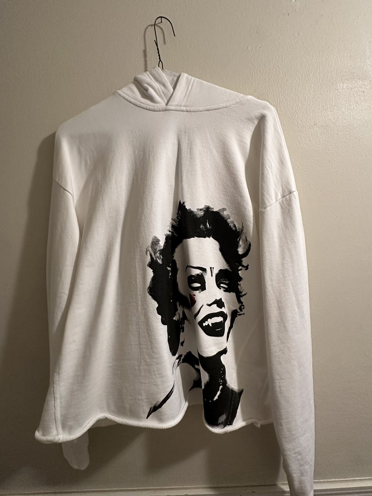 Vlone Vlone Girl pearls | Grailed