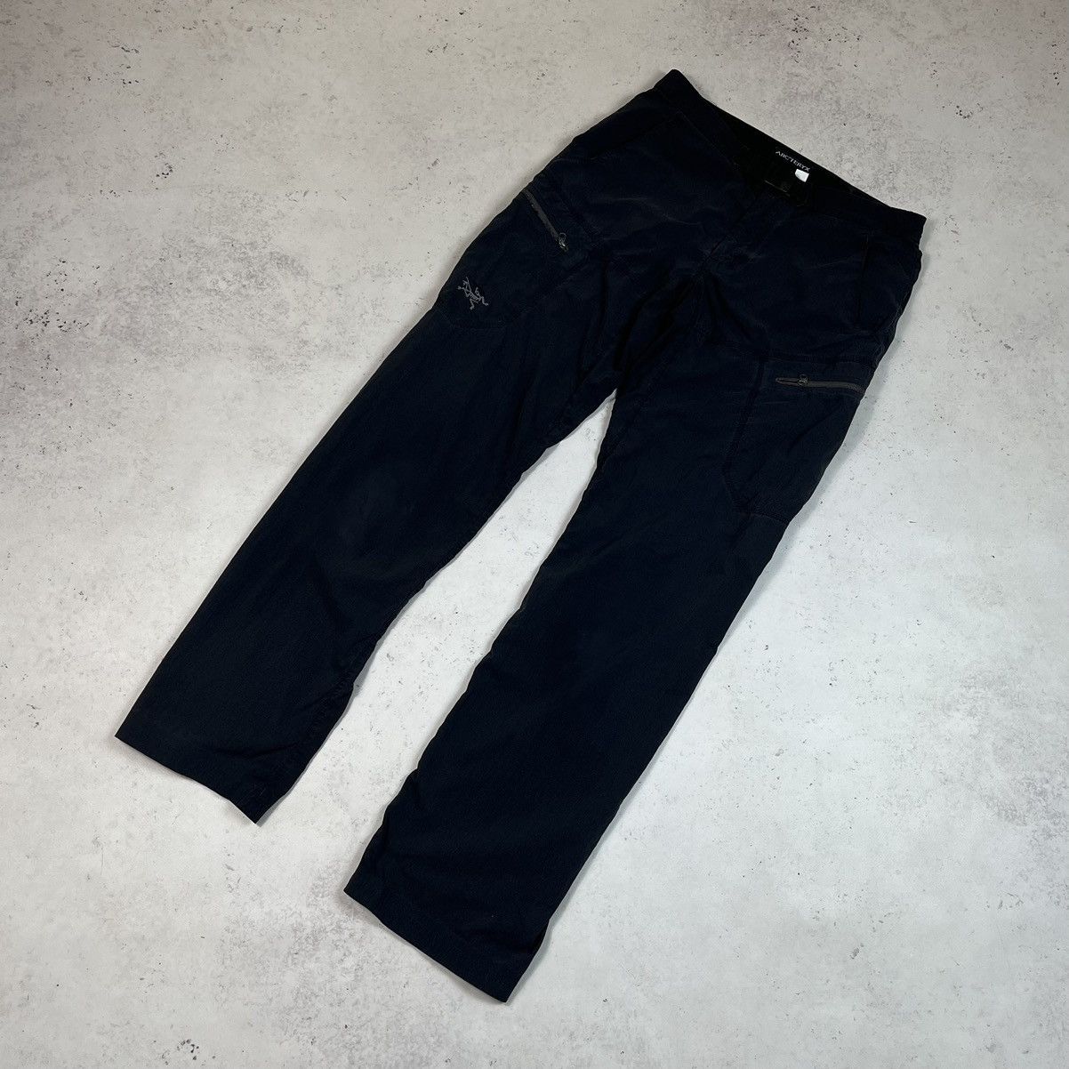 Arc'Teryx Arcteryx Women Vintage Outdoor Cargo Distressed Pants | Grailed Arc'Teryx Arcteryx Women Vintage Outdoor Cargo Distressed Pants | Grailed
