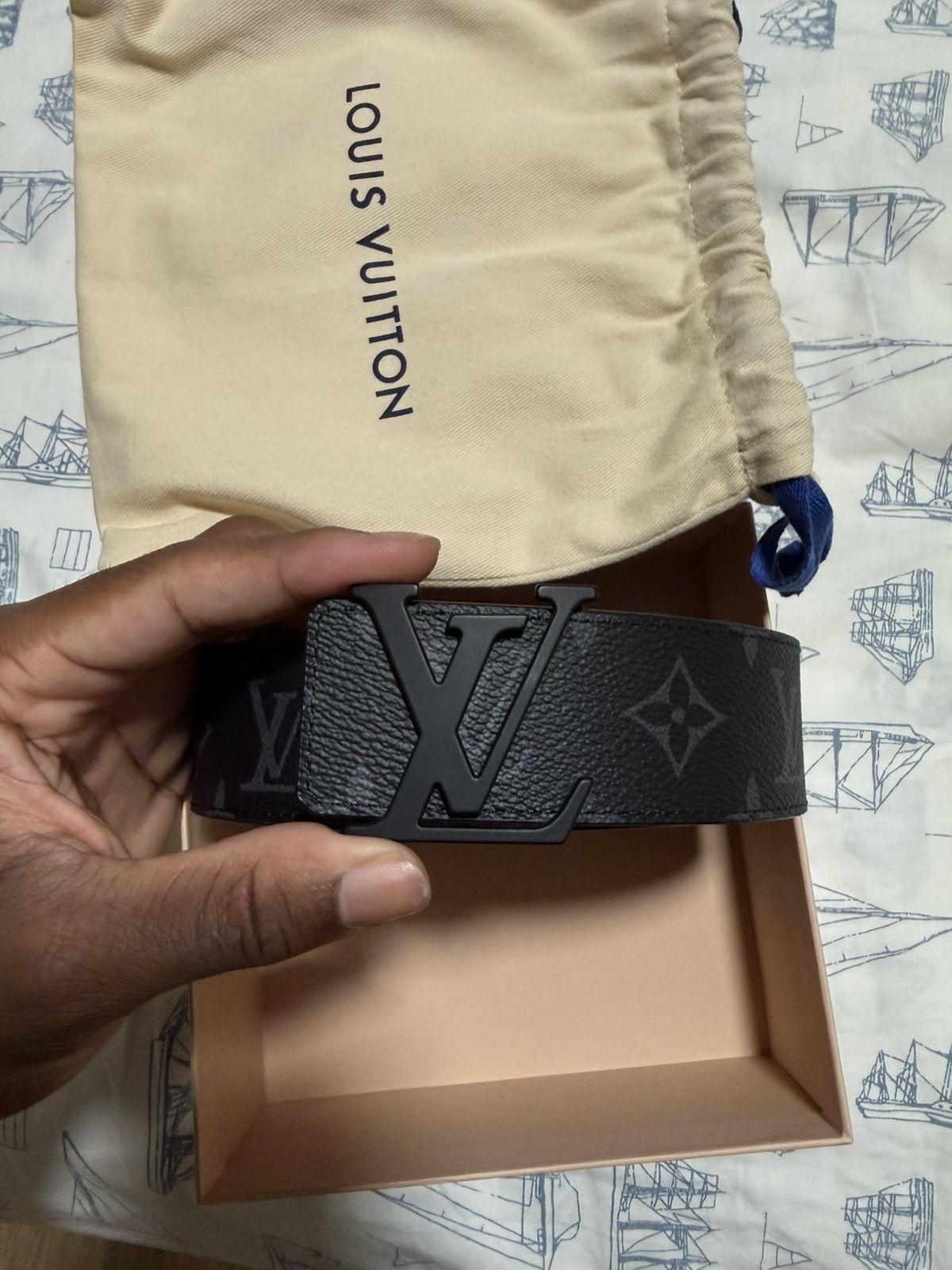Louis Vuitton LV Matte Black Belt | Grailed