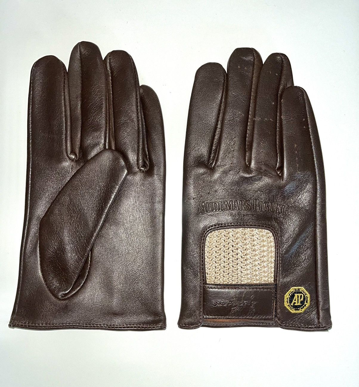 Audemars Piguet × Travis Scott Travis Scott CJ x Audemars Piguet ...