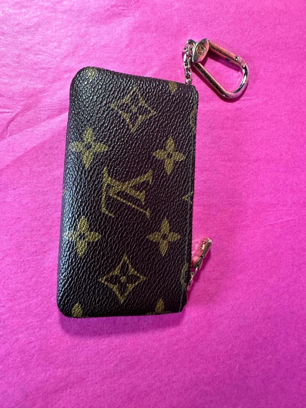 Louis Vuitton The Key Pouch in iconic Monogram canvas | Grailed