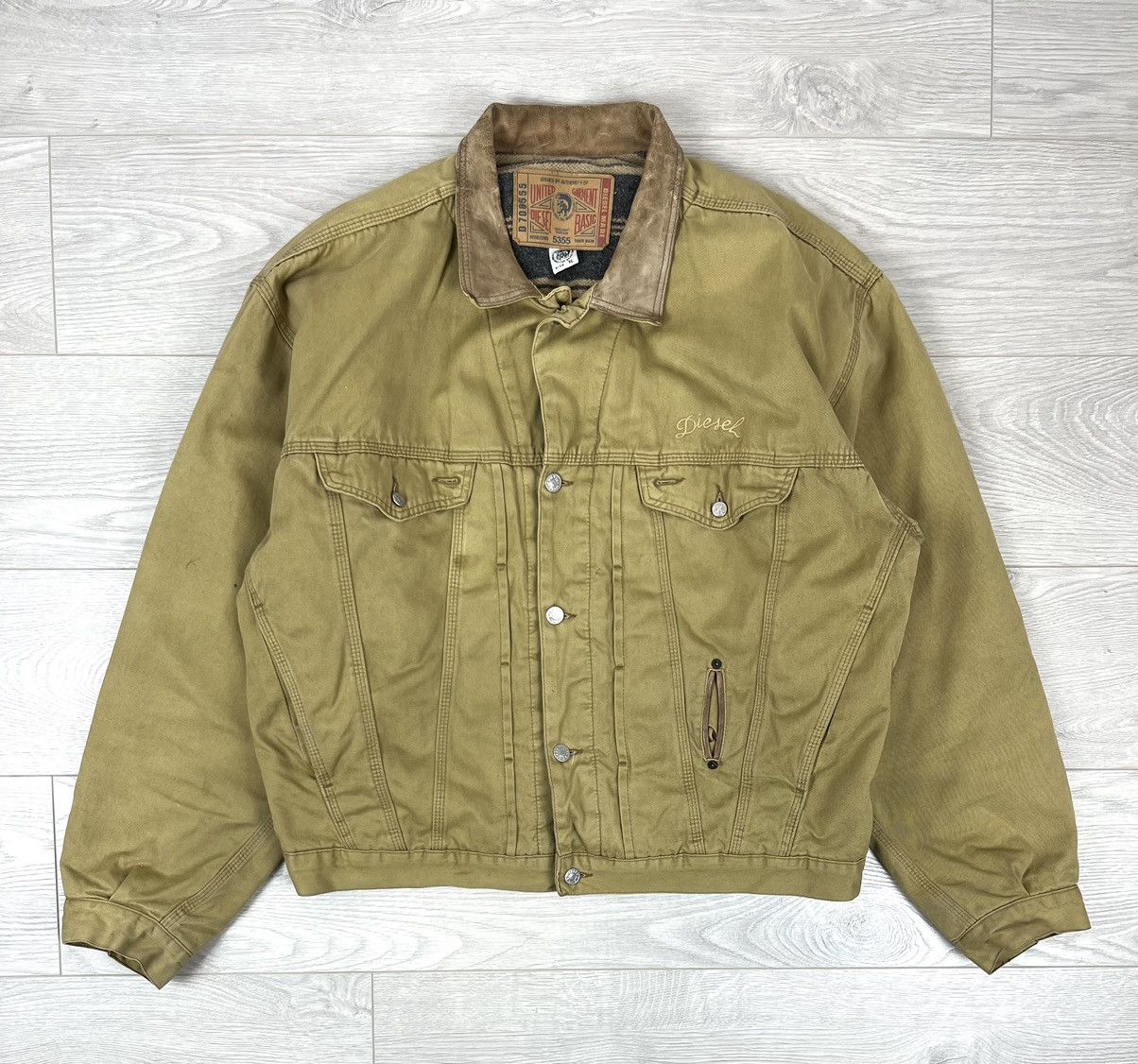 Diesel × Streetwear × Vintage Diesel Vintage 90s Insulated Beige ...