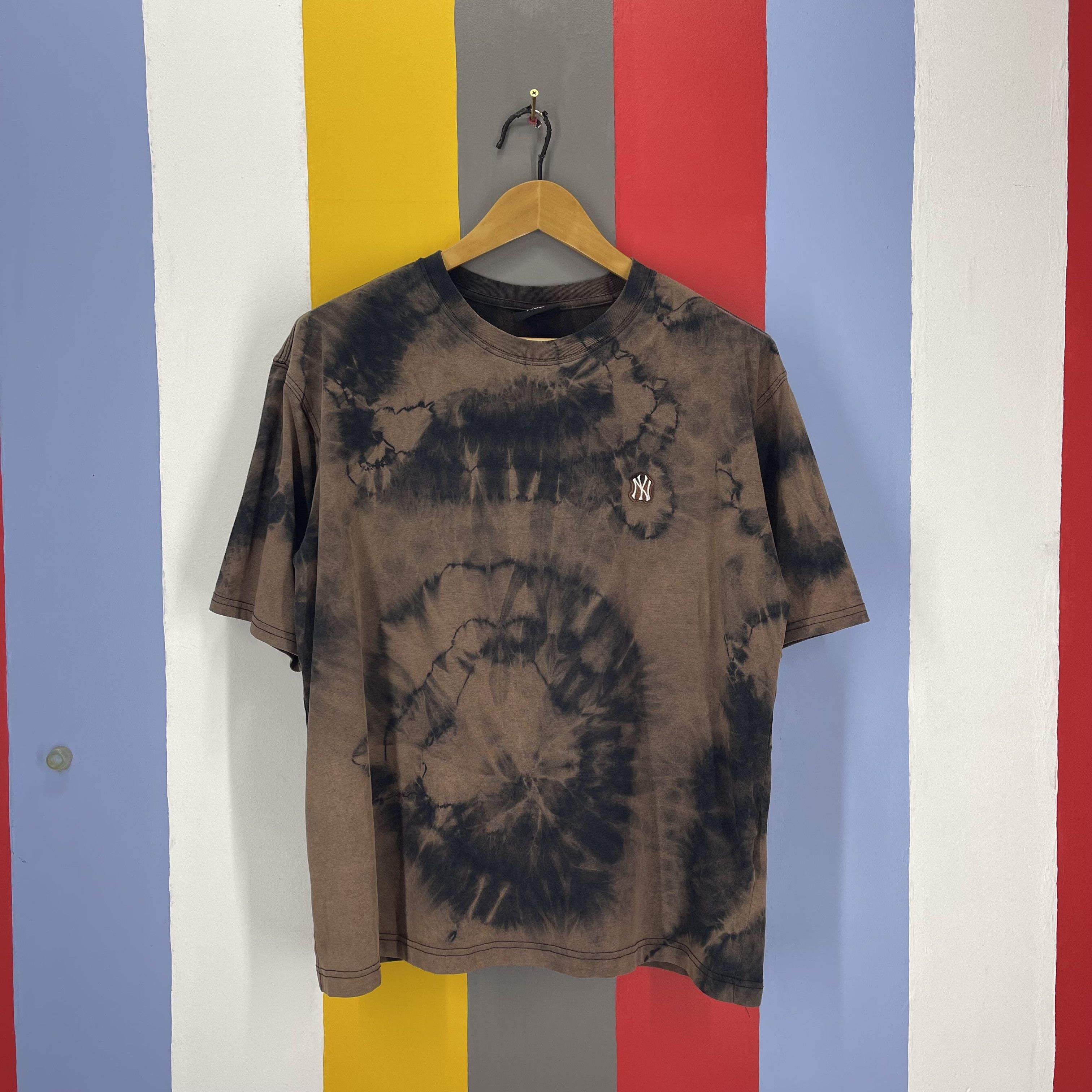 Custom × MLB × New York Yankees NY YANKEES MLB Custom Acid Wash T Shirt ...