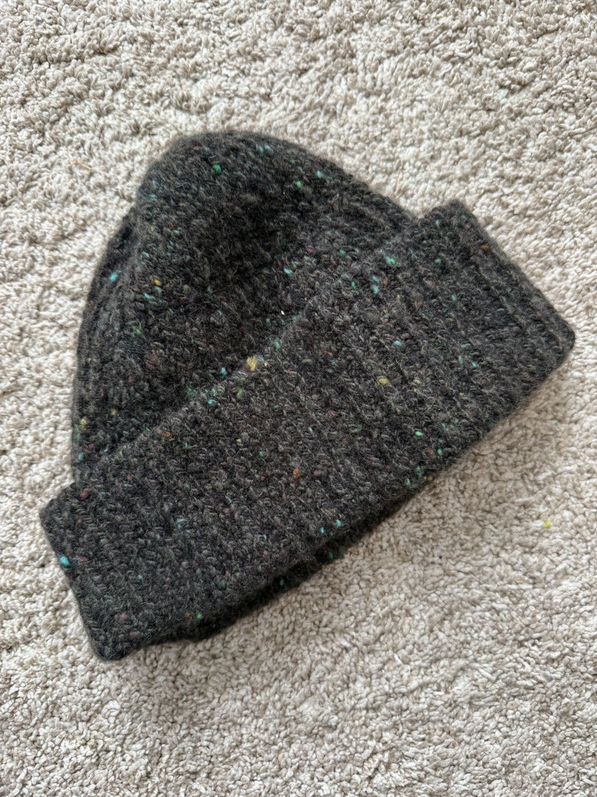 Inis Meain Dark green merino and cashmere knit beanie | Grailed