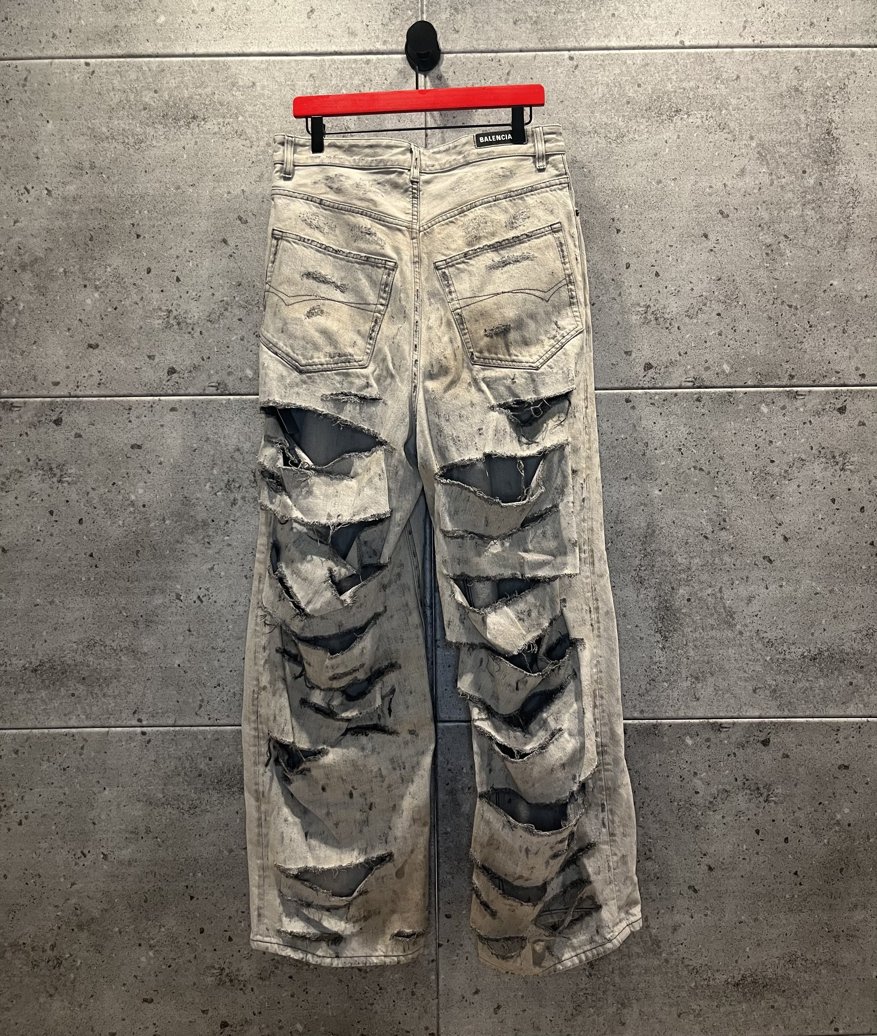 Balenciaga Balenciaga super destroyed baggy pants denim | Grailed