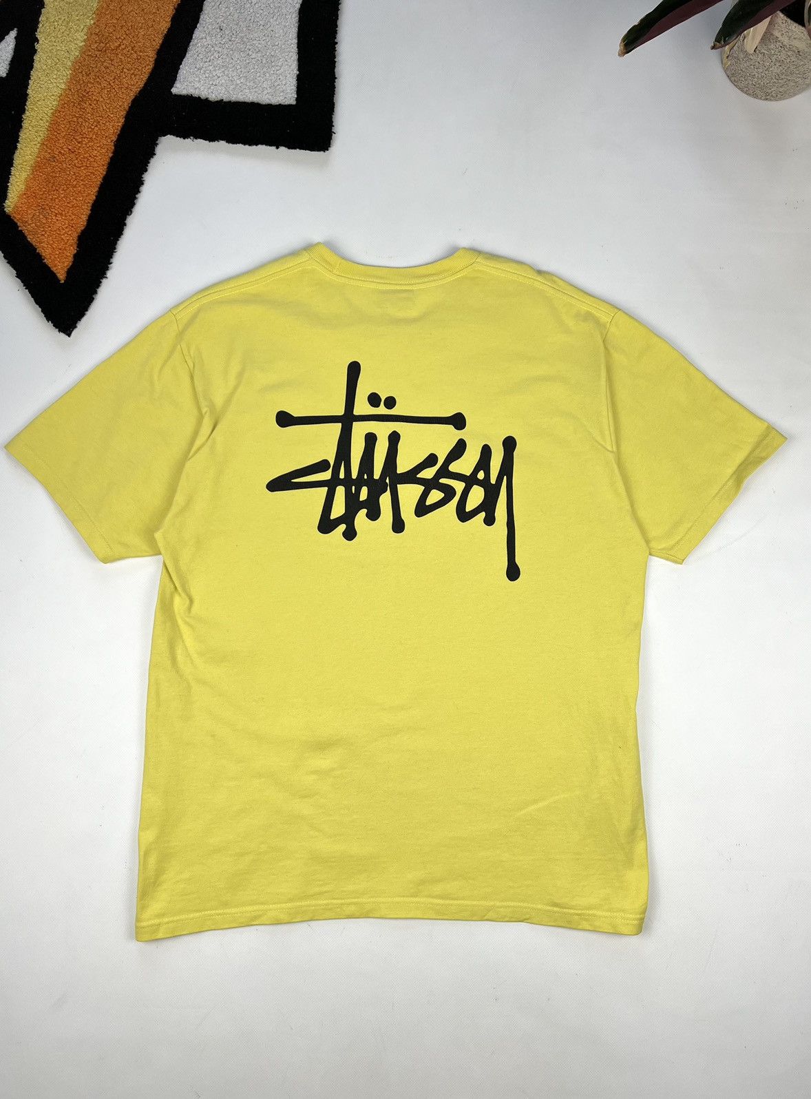 Vintage STUSSY YELLOW LOGO TEE LARGE | Grailed