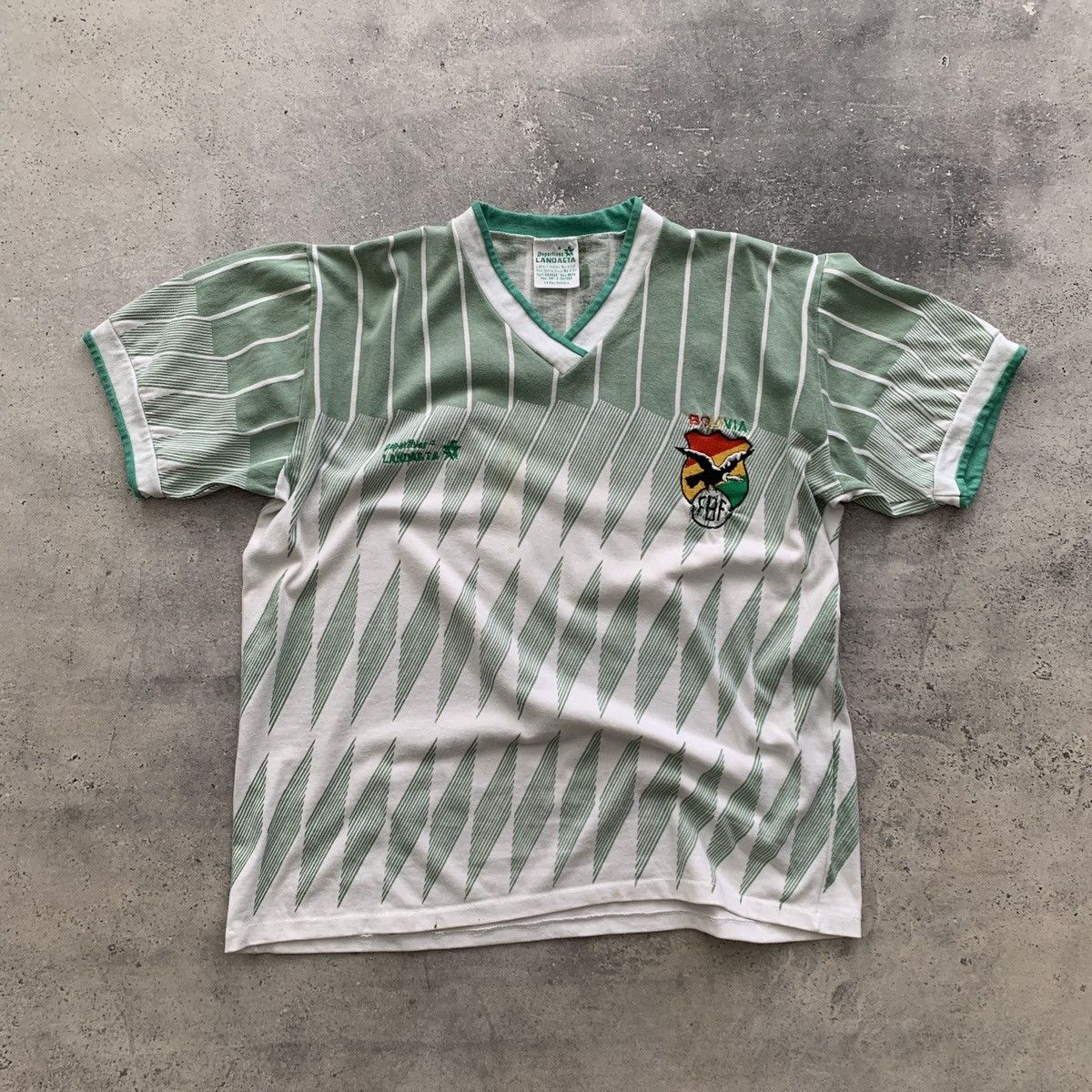 Soccer Jersey × Streetwear × Vintage BOLIVIA 1990s AWAY FOOTBALL TEE ...