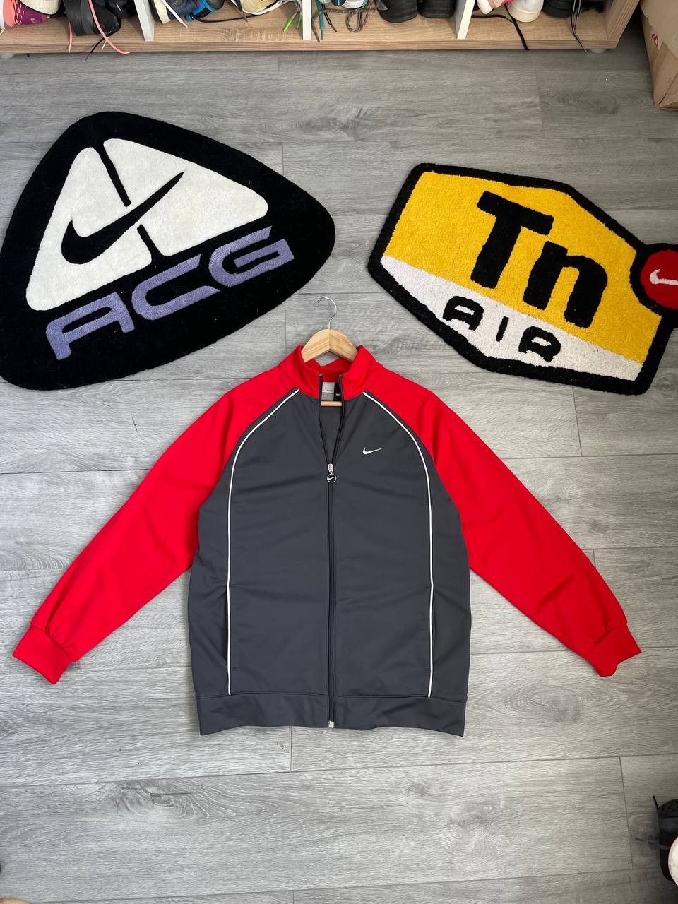 Nike vintage Nike Zip Up with big logo | Grailed