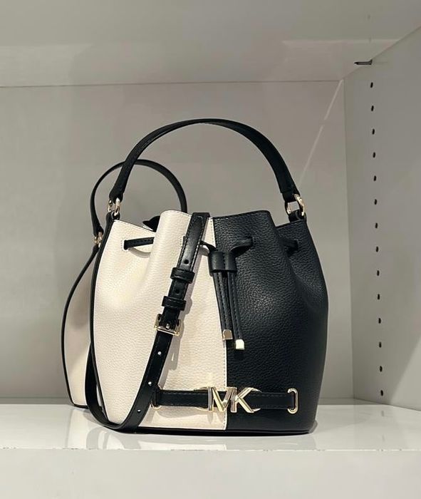 Michael Kors Michael Kors reed bucket bag medium belted bucket ...