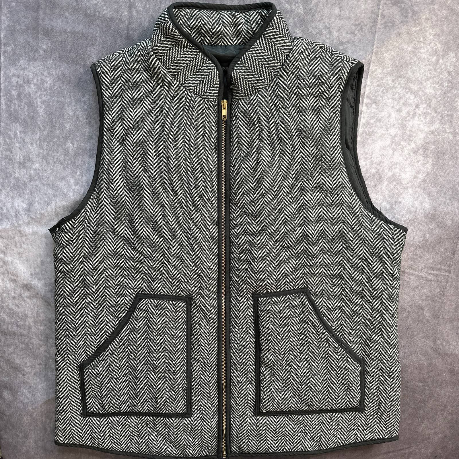 Unkwn Merokeety Black & White Herringbone Quilted Puffer Vest | Grailed