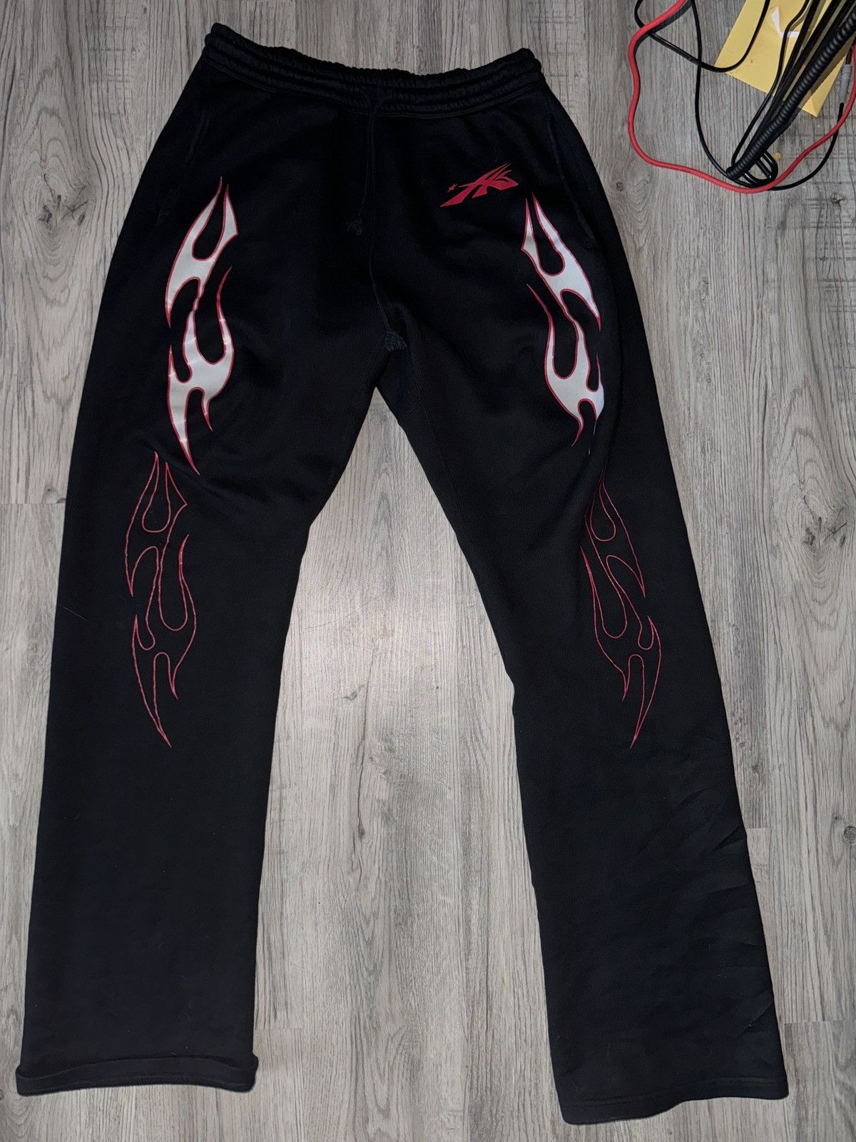 HELLSTAR HELLSTAR flame sweatpants | Grailed