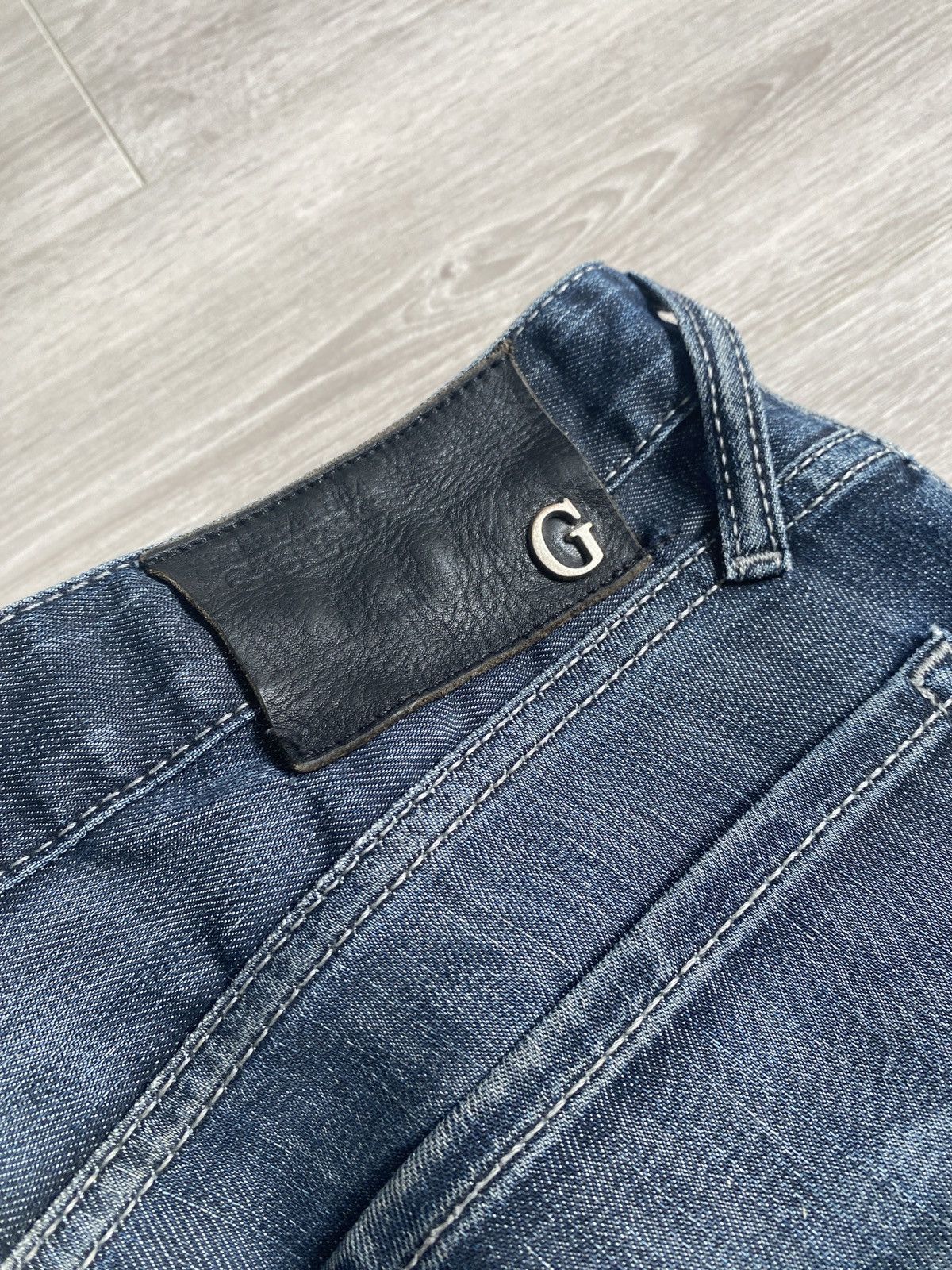 Vintage Guess Crazy Y2K/2000s Baggy Grunge Aged Denim Jeans | Grailed